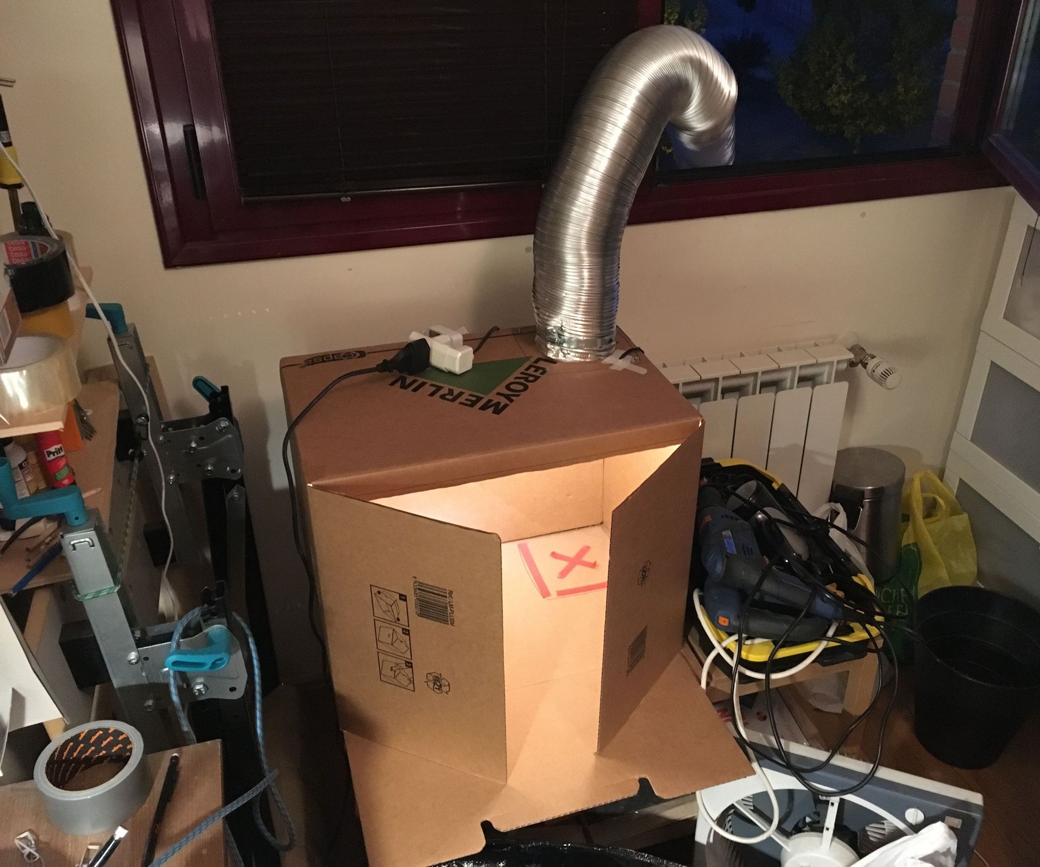 Cheap Cardboard Paint Booth : 6 Steps (with Pictures) - Instructables