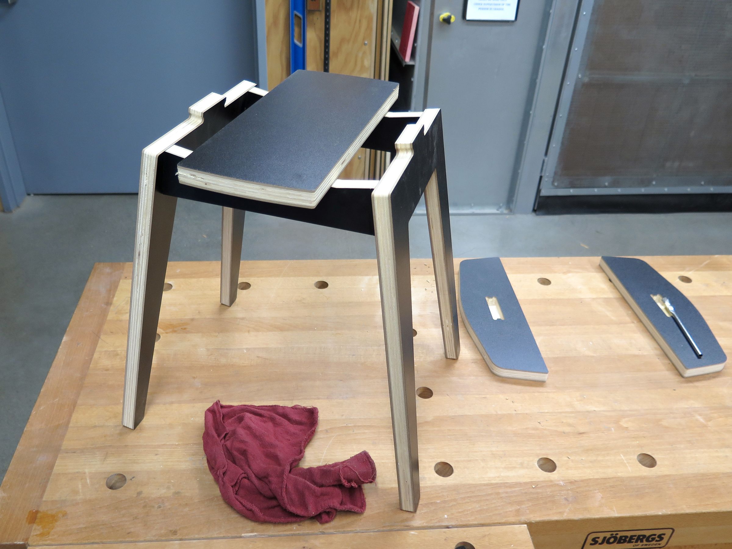 P9S - Stool Made With CNC Router : 13 Steps - Instructables
