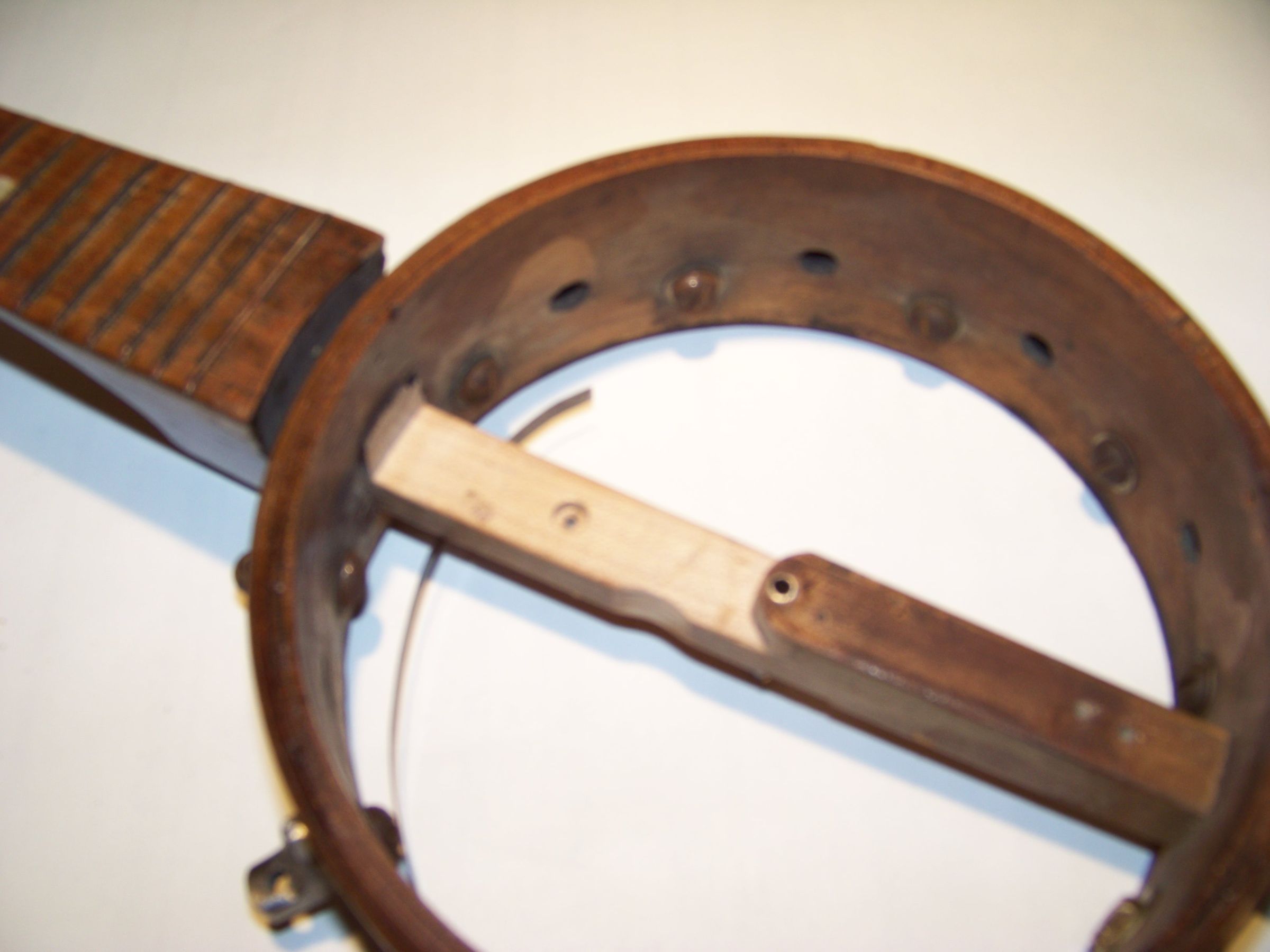 Wooden Gear Banjo Clock : 10 Steps (with Pictures) - Instructables