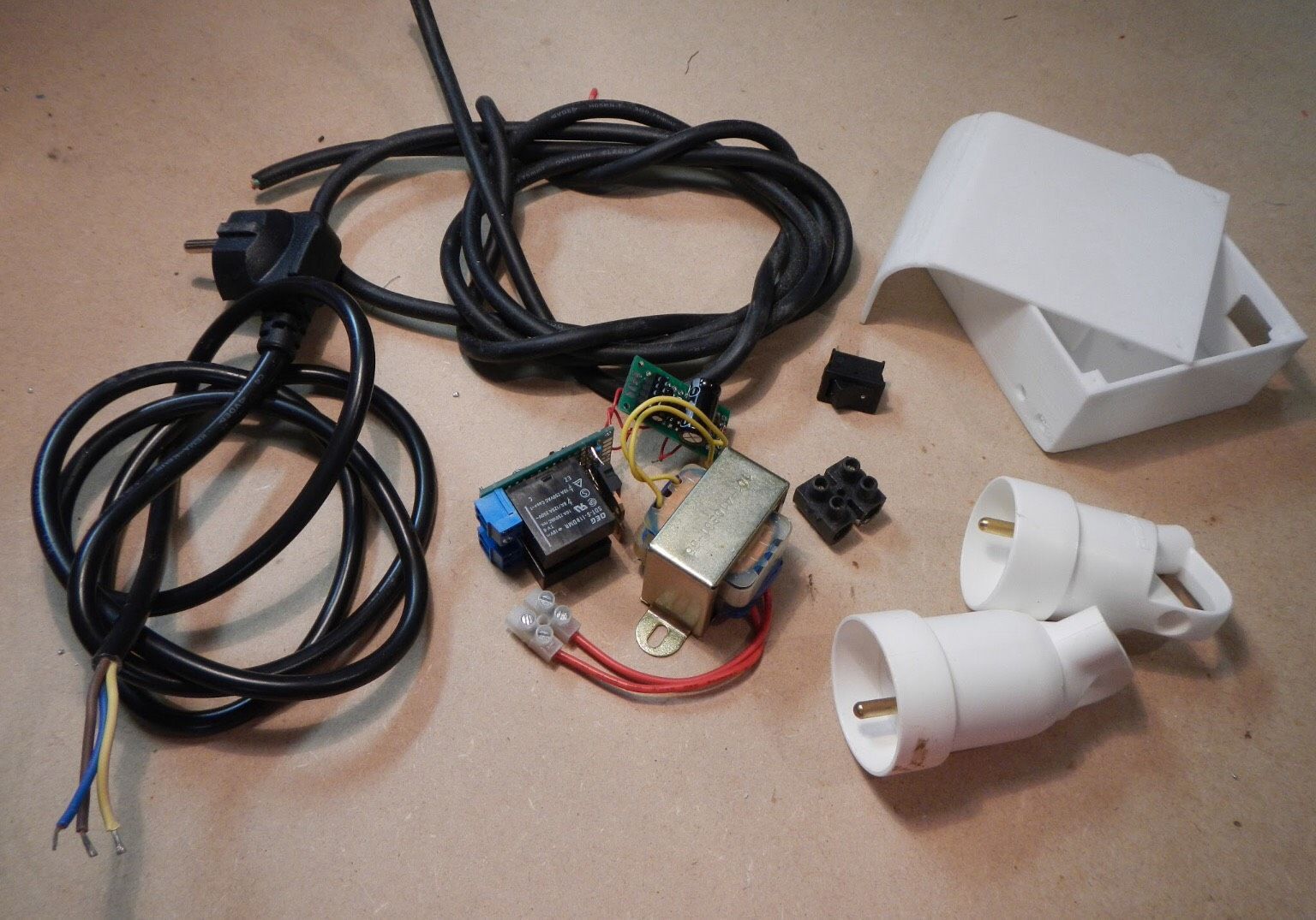 Wifi Relay With ESP8266 : 6 Steps (with Pictures) - Instructables