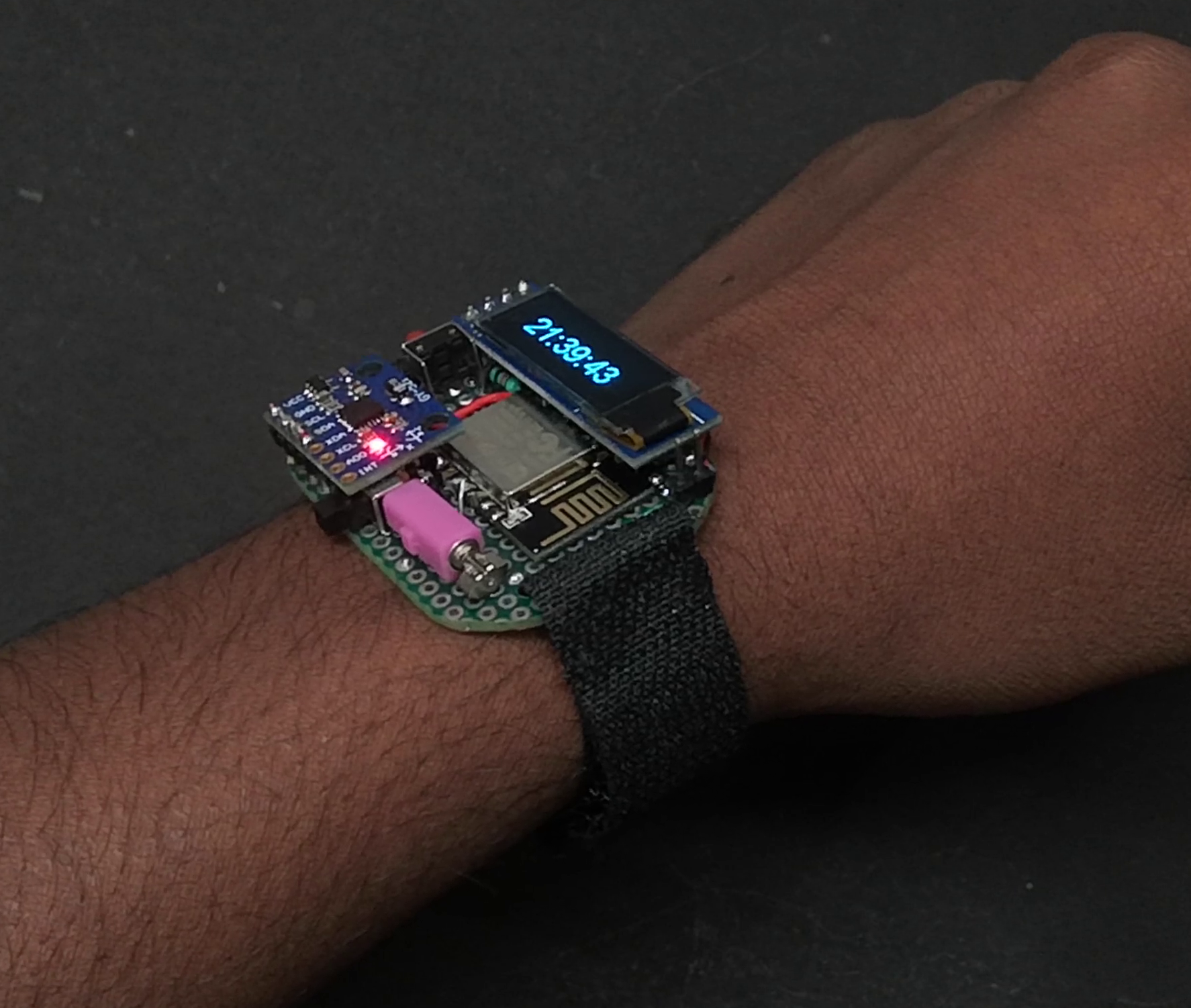 Smart Fitness Watch With ESP8266 [VScode] : 20 Steps (with Pictures ...