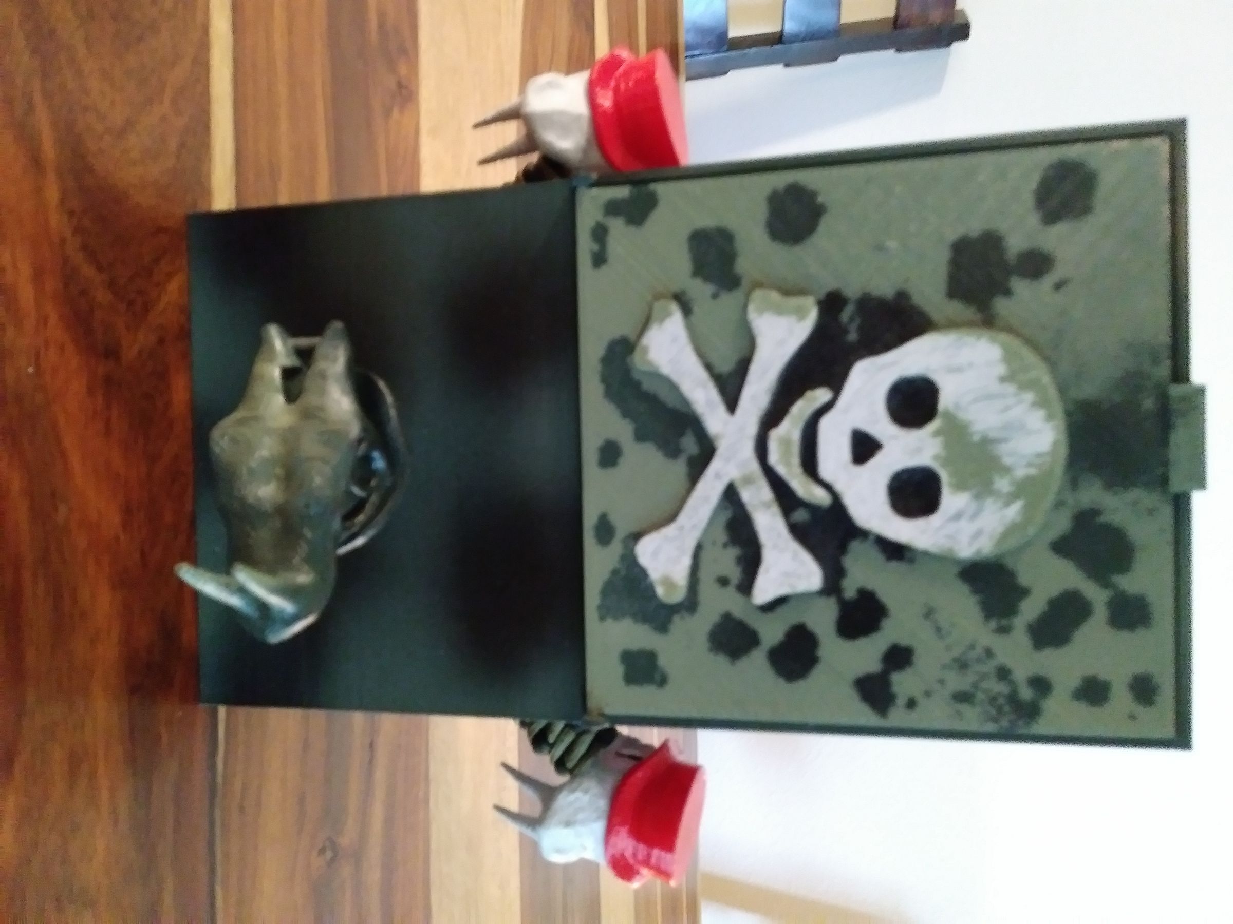Snake in the Box : 7 Steps - Instructables