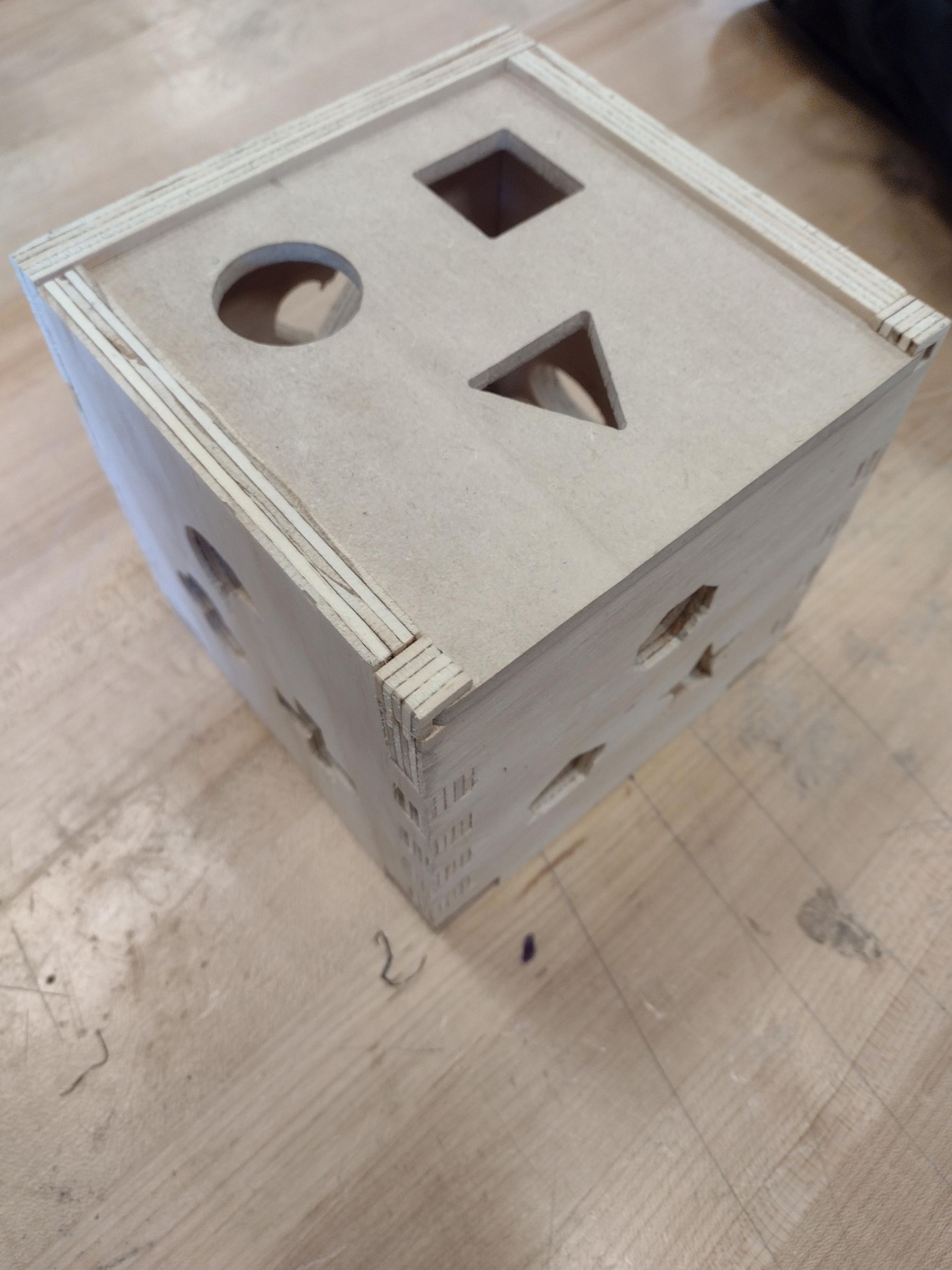 Shapes Toy Box (CNC Router) : 6 Steps - Instructables