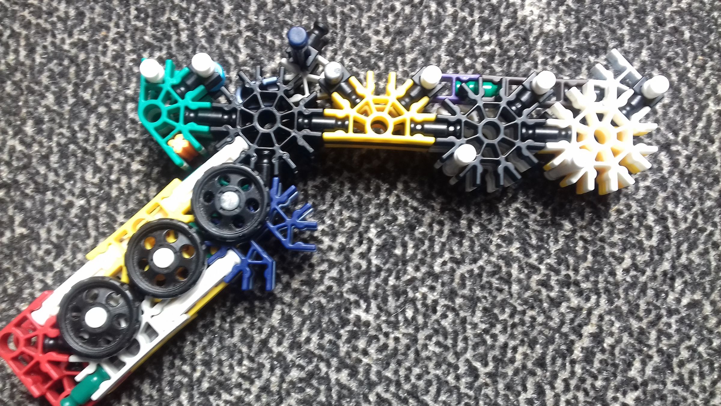 Knex Glock : 4 Steps - Instructables