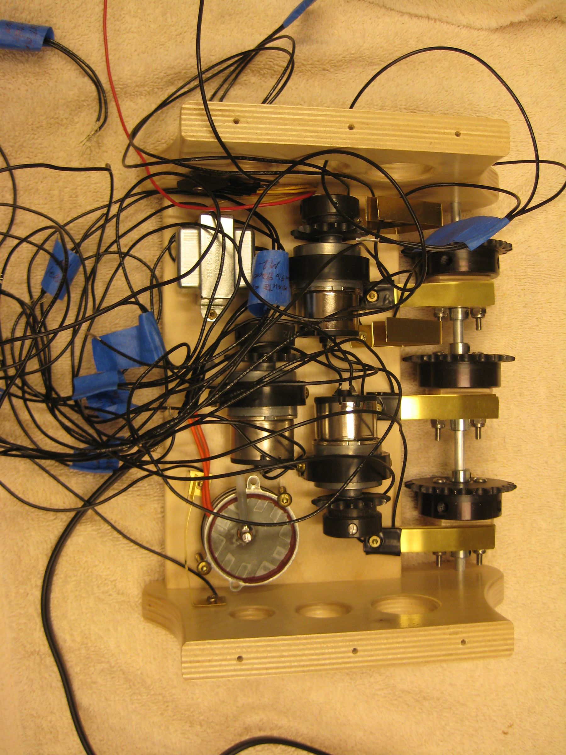 How to Build a Chain Clock : 14 Steps (with Pictures) - Instructables