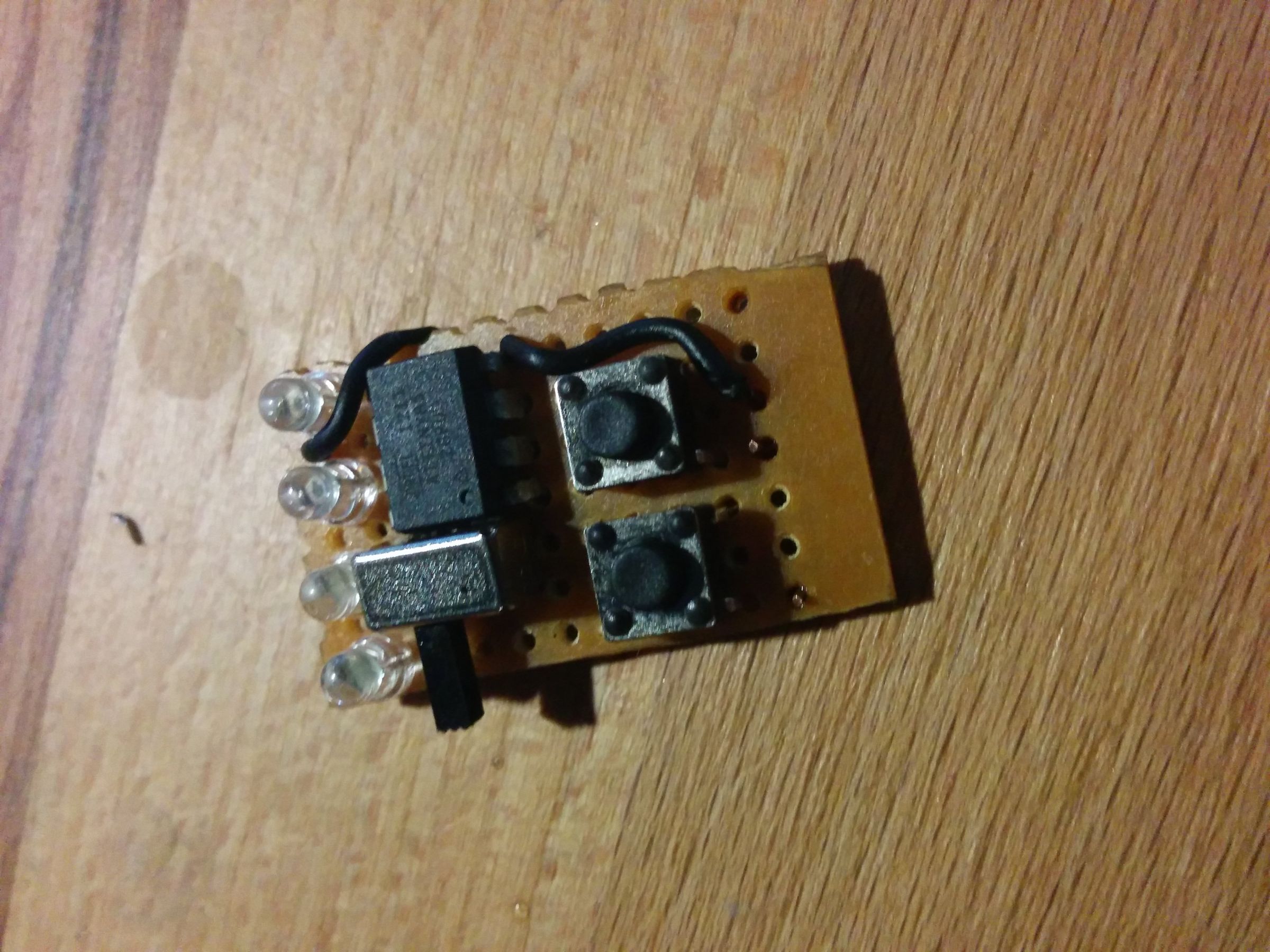 Binary Counter/Dice : 3 Steps - Instructables