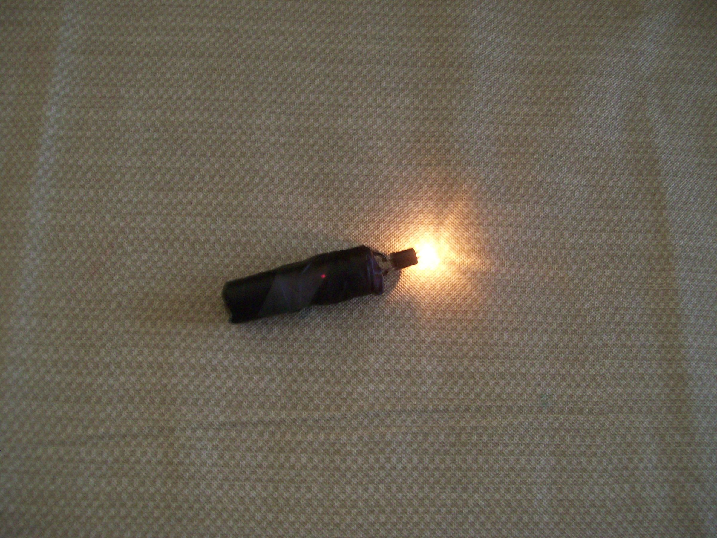 Mini Flashlight : 5 Steps - Instructables
