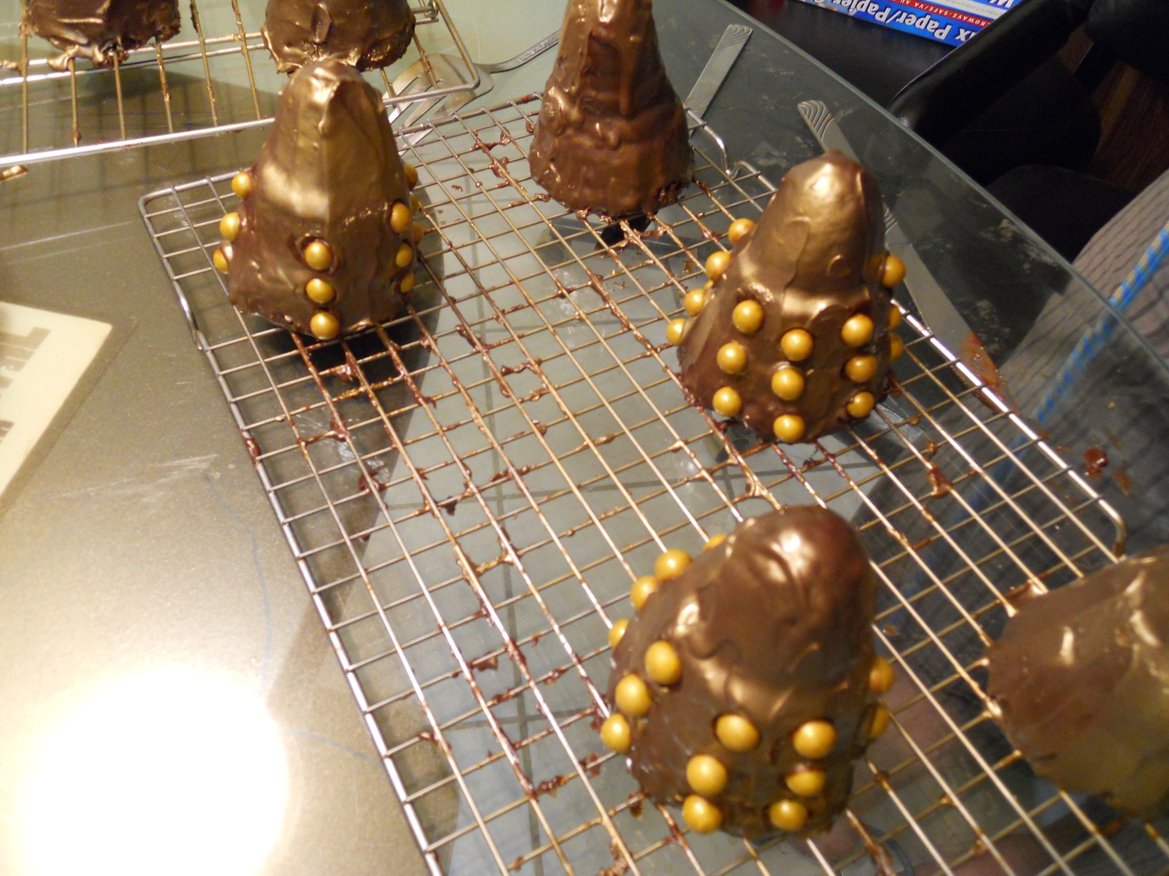 An Army of Daleks Cakes : 10 Steps (with Pictures) - Instructables