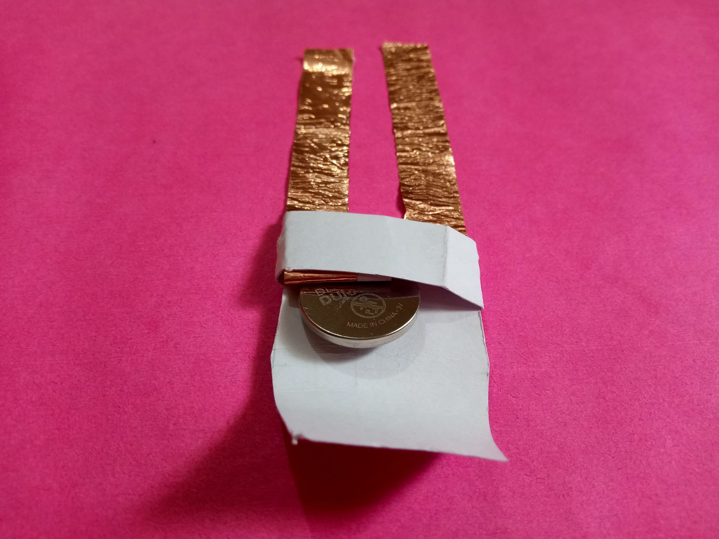 Easy Paper Battery Holder : 5 Steps - Instructables
