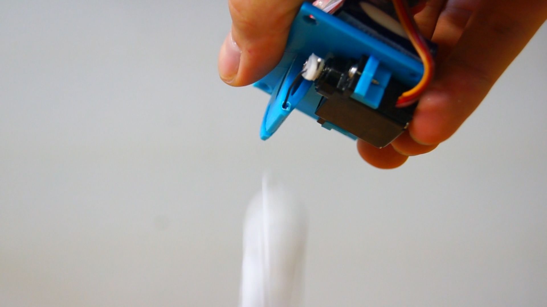 Remote Control Drop Mechanism : 7 Steps (with Pictures) - Instructables