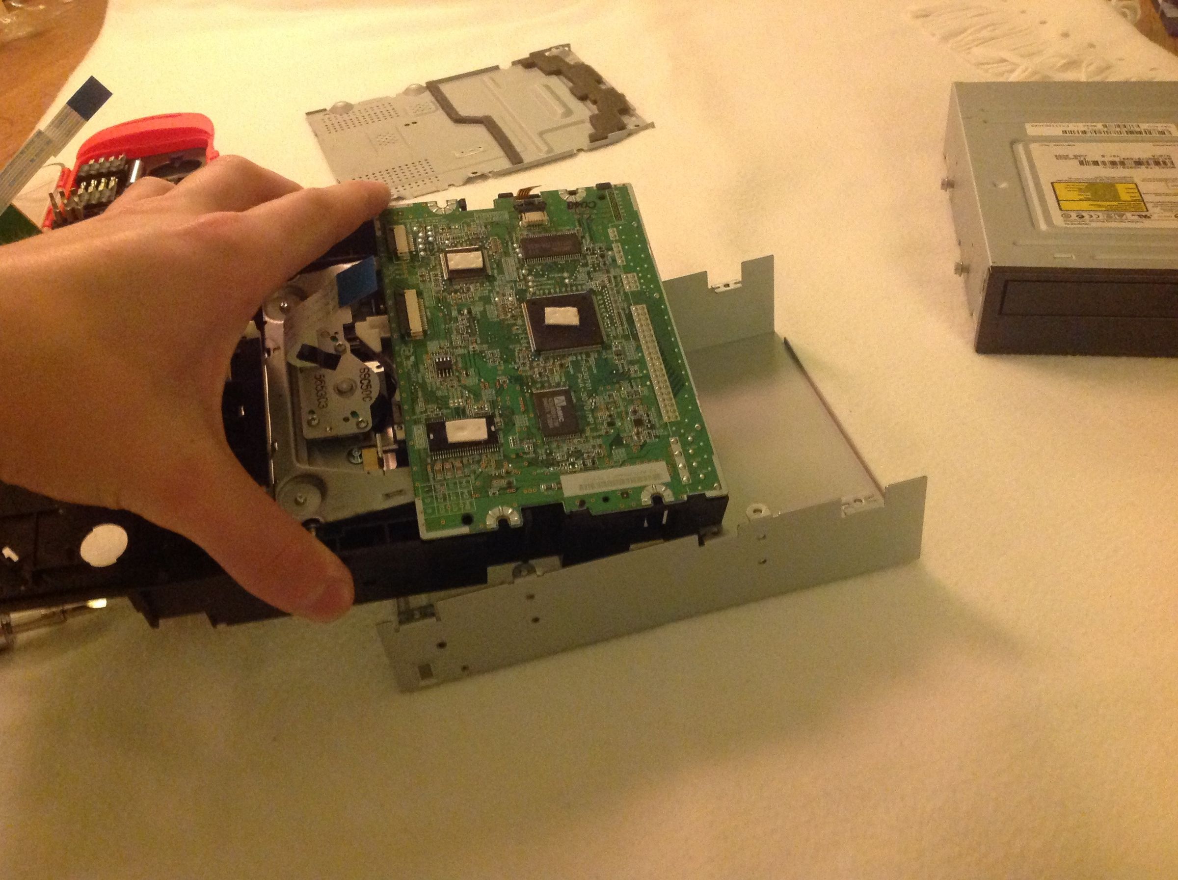 Salvage a Laser Diode From a Cd Driver : 4 Steps - Instructables