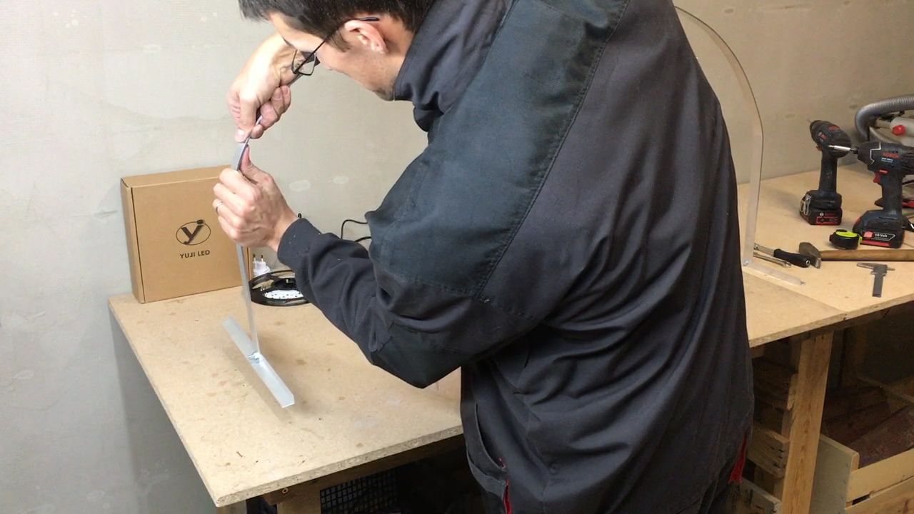 DIY: LED Workbench Light From LED Strips : 7 Steps (with Pictures ...