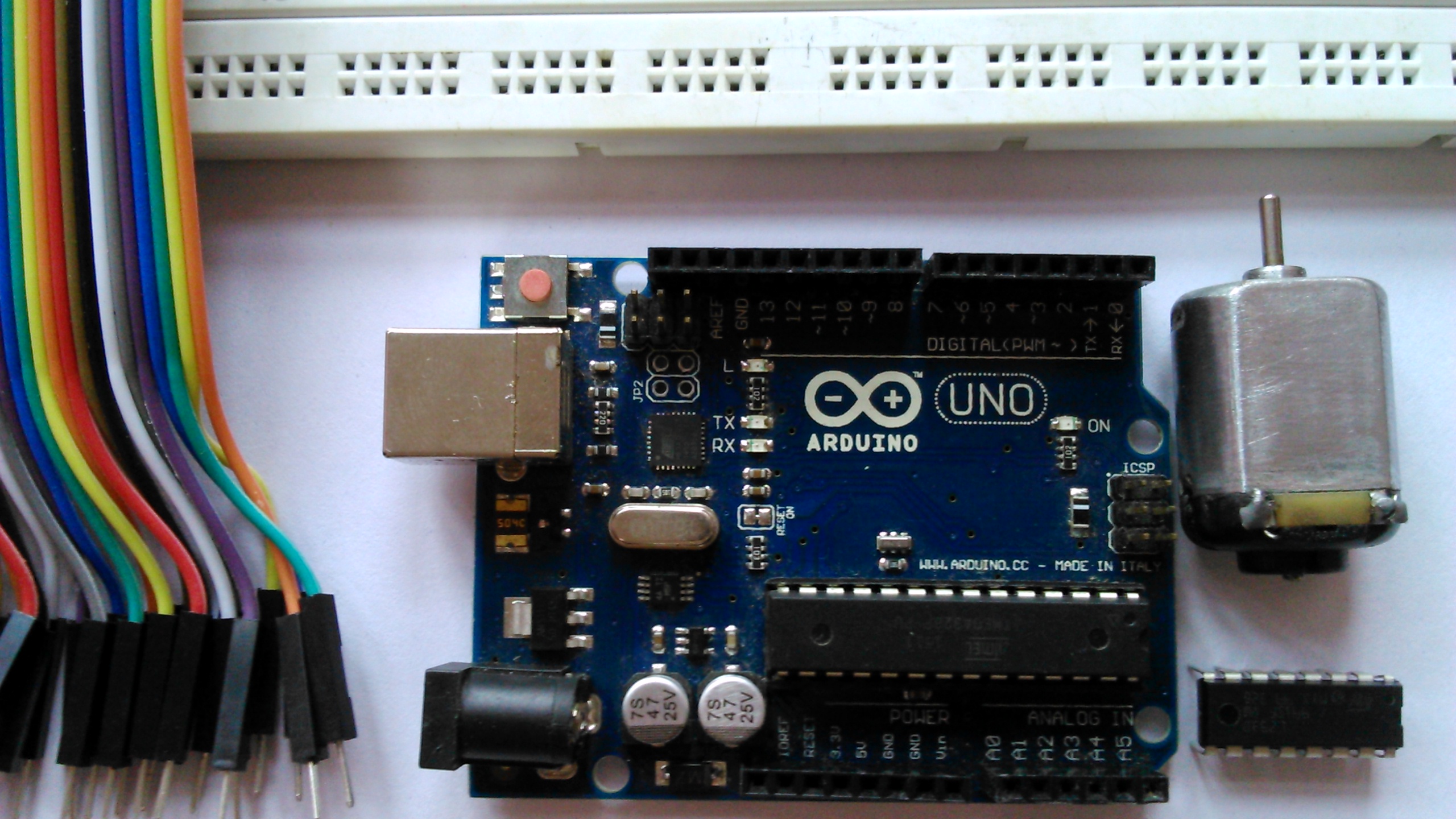 Control DC Motor Using L293D : 4 Steps - Instructables