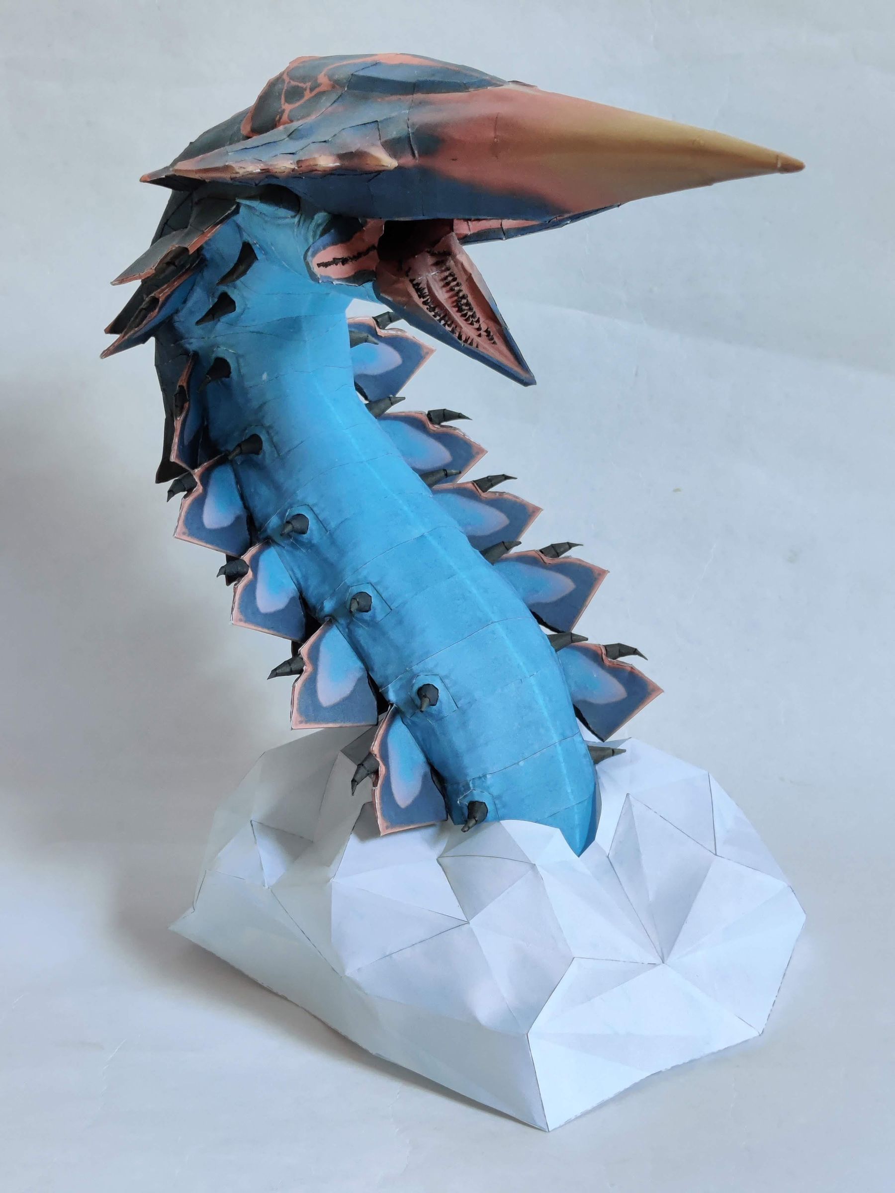 Iceworm Papercraft - Subnautica Below Zero : 8 Steps (with Pictures ...