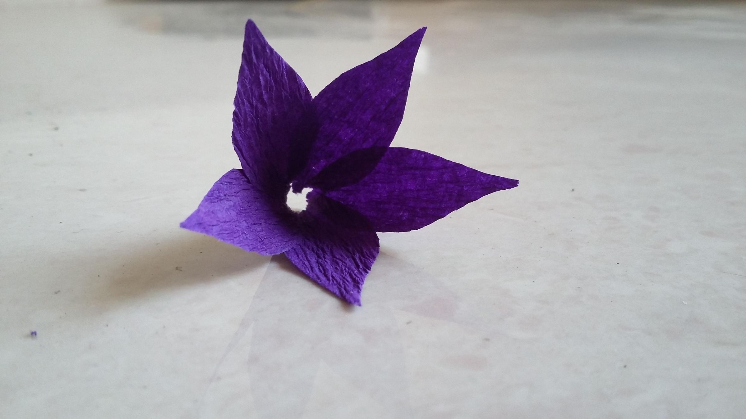 Beautiful Paper Flowers : 9 Steps (with Pictures) - Instructables