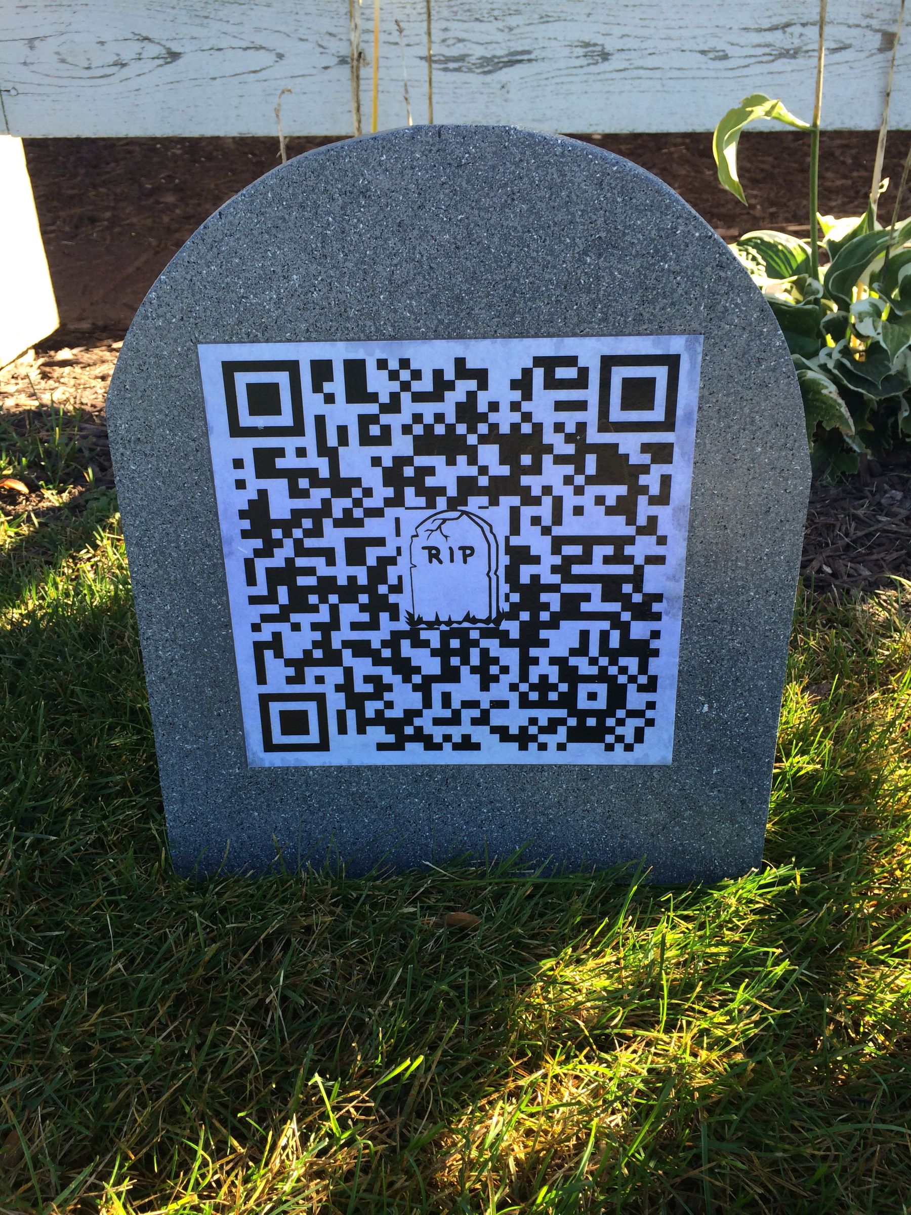 Headstones With Engraved Letters : 10 Steps - Instructables