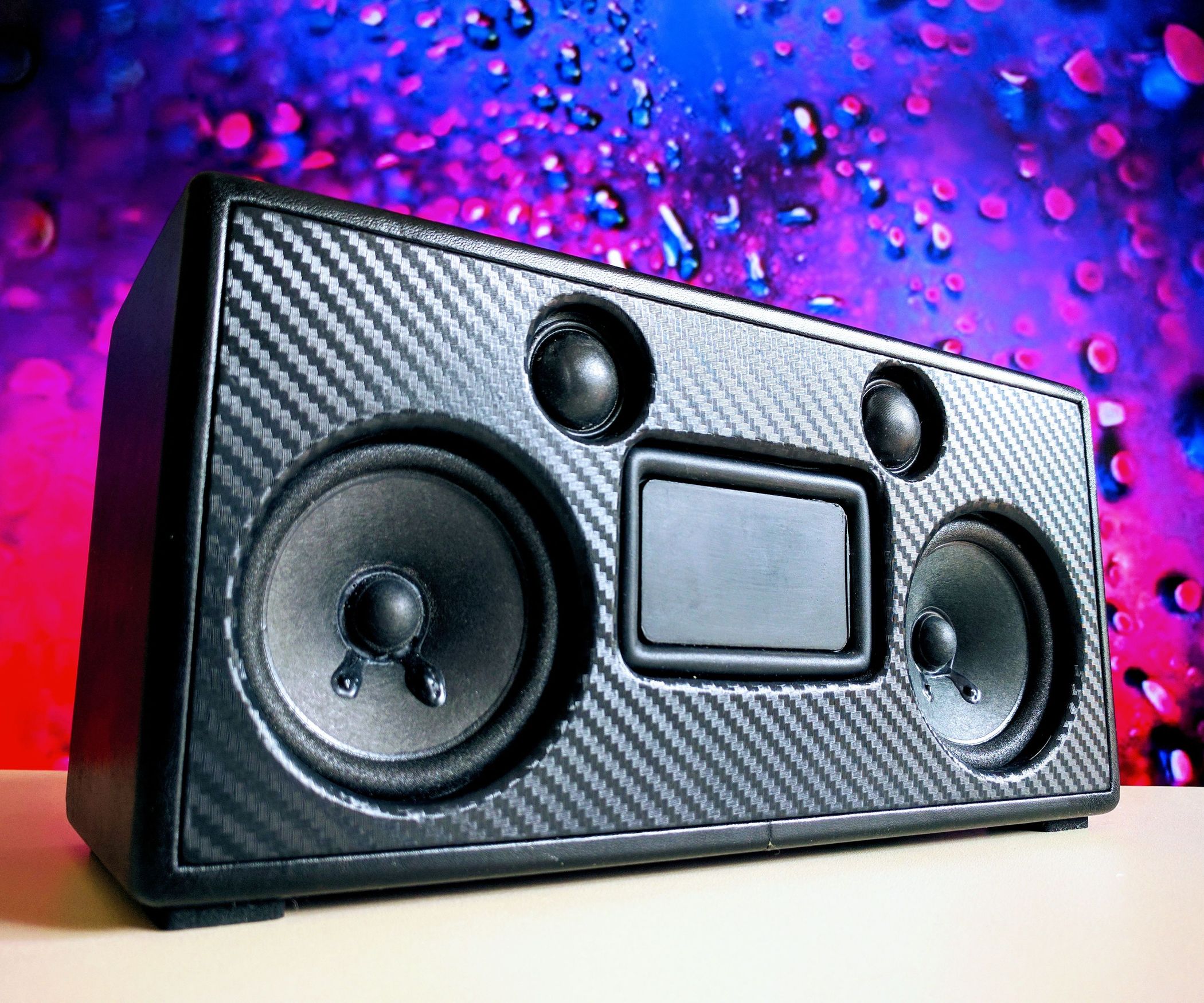 Portable Bluetooth Speaker | Carbon Black : 5 Steps (with Pictures ...