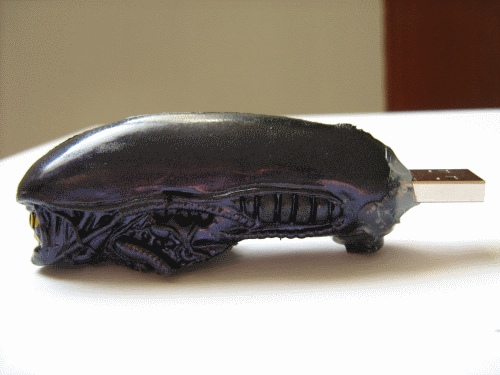 Customized USB Flash Drive. : 3 Steps - Instructables