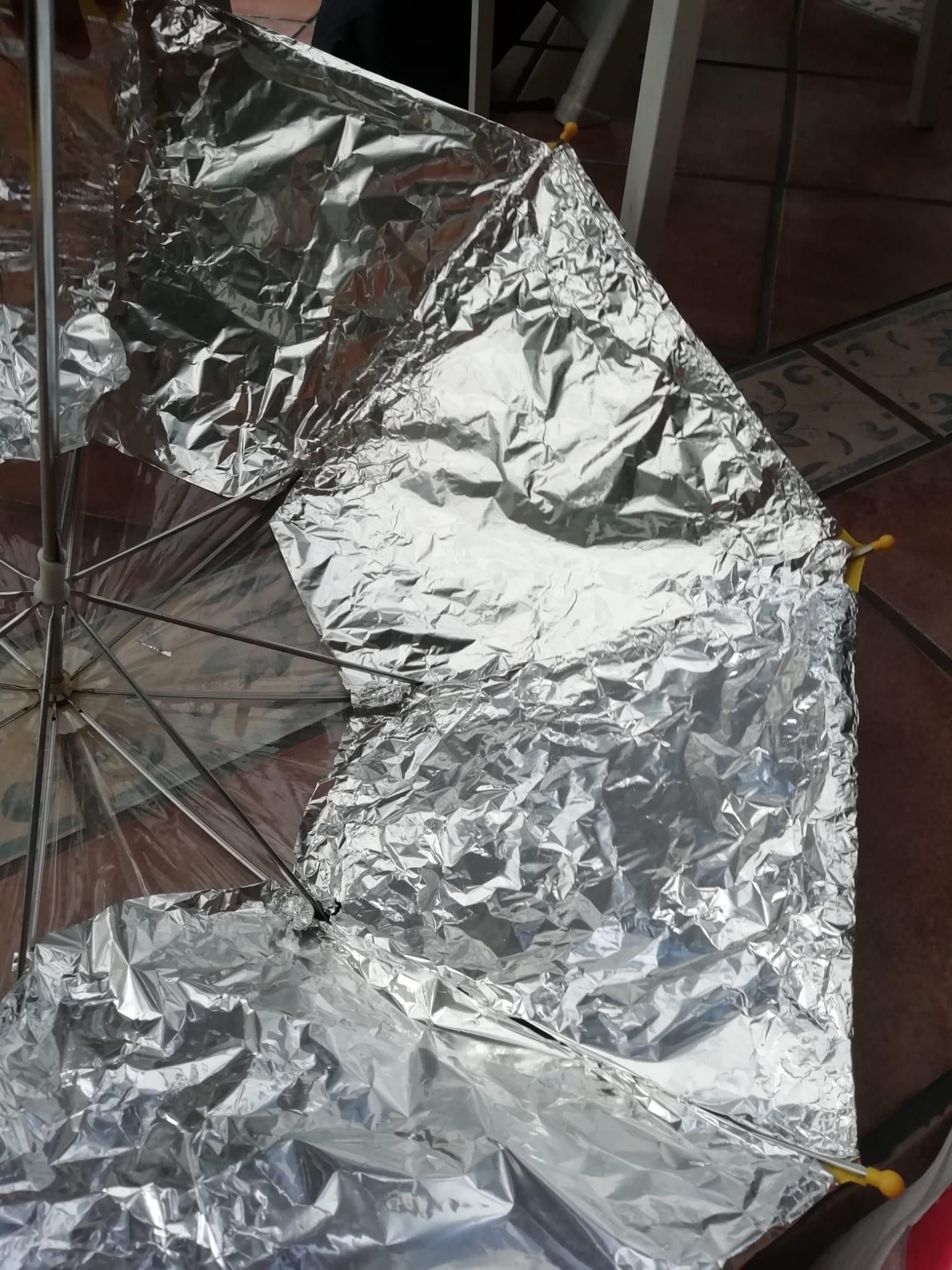 How to Build a Solar Cooker From a Broken Umbrella : 7 Steps ...