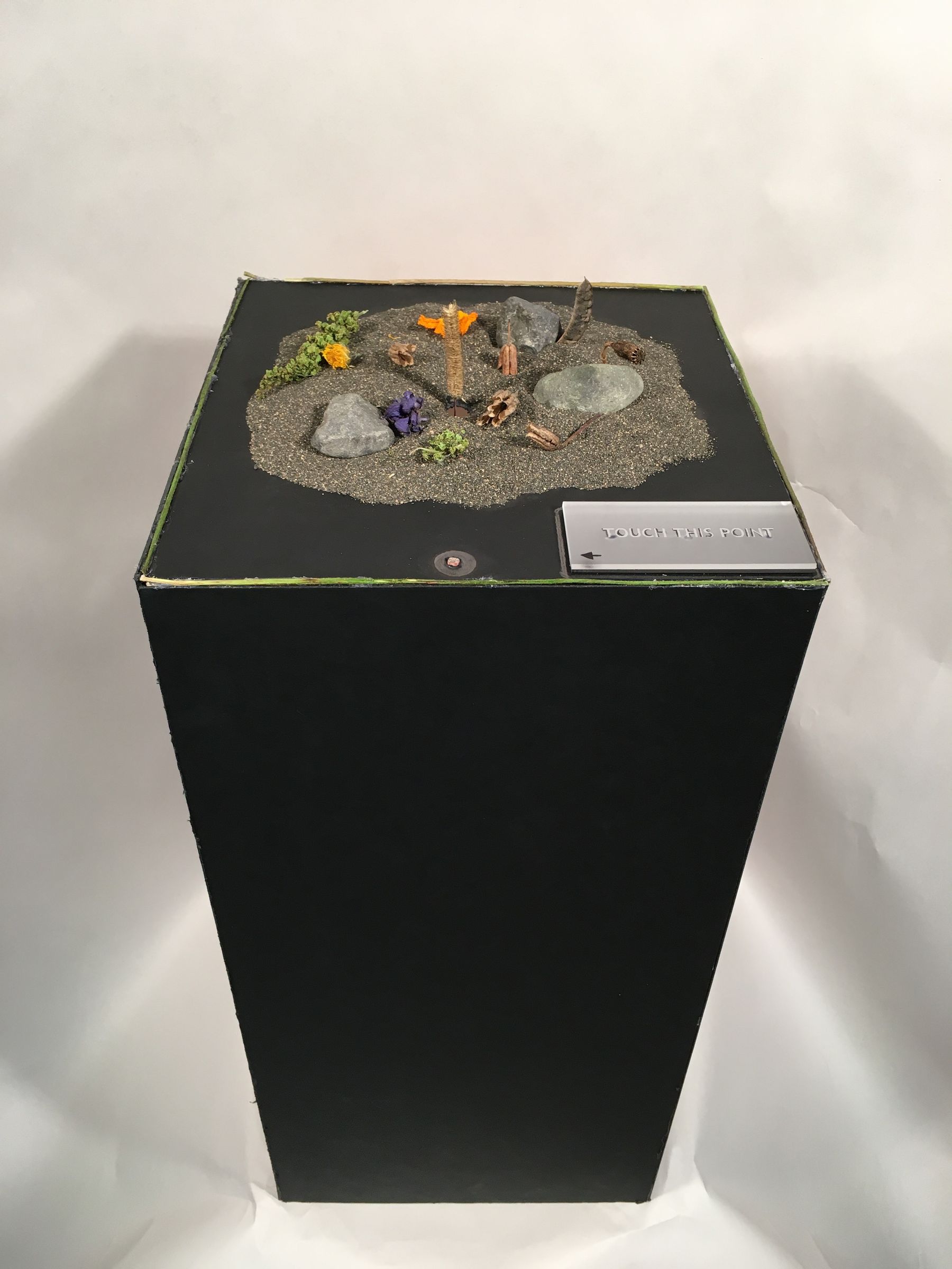 Hiding Machine :) : 7 Steps - Instructables