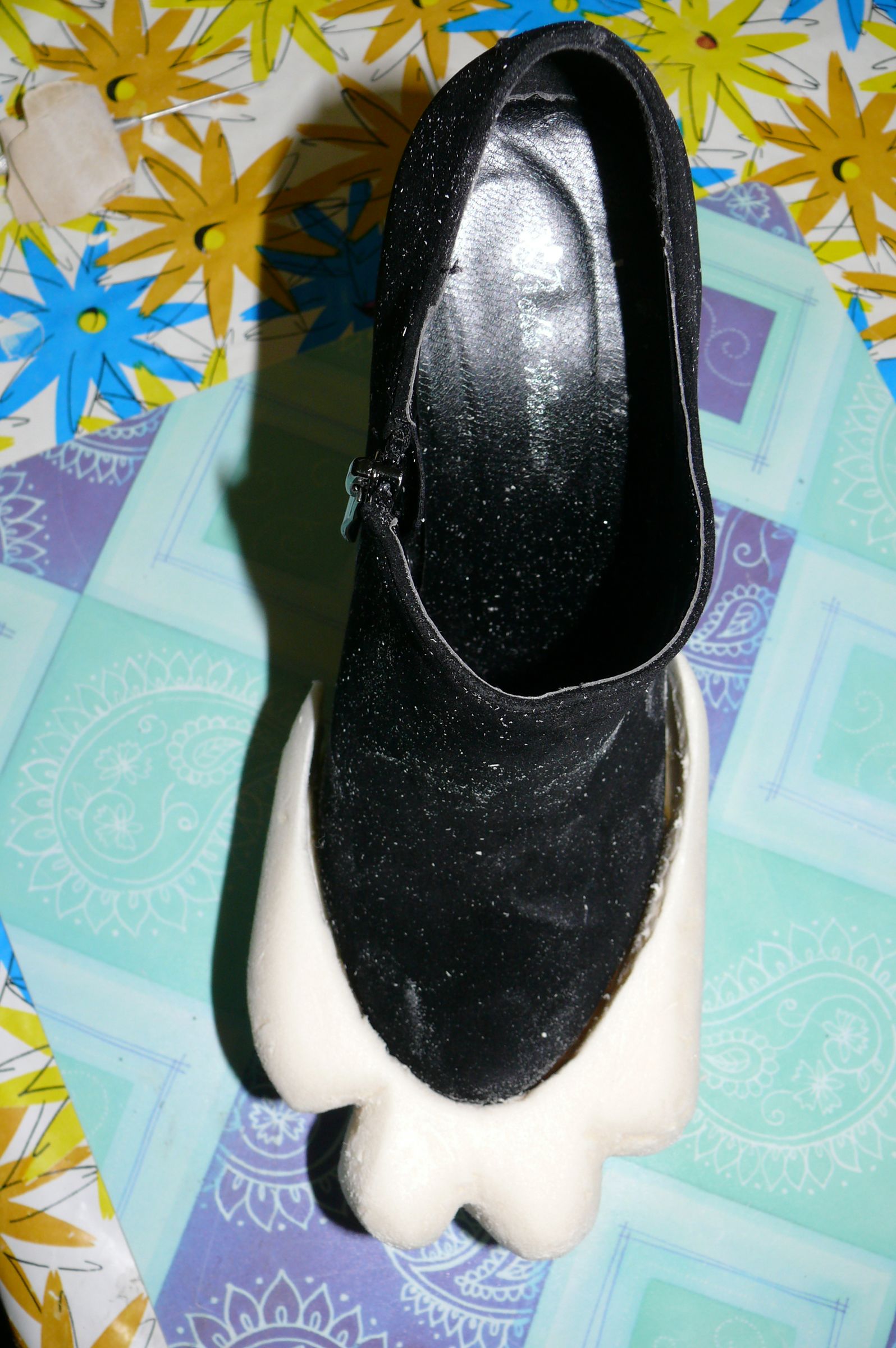 Modified Shoes for Making Lion Magicien OZ Shoes - Instructables