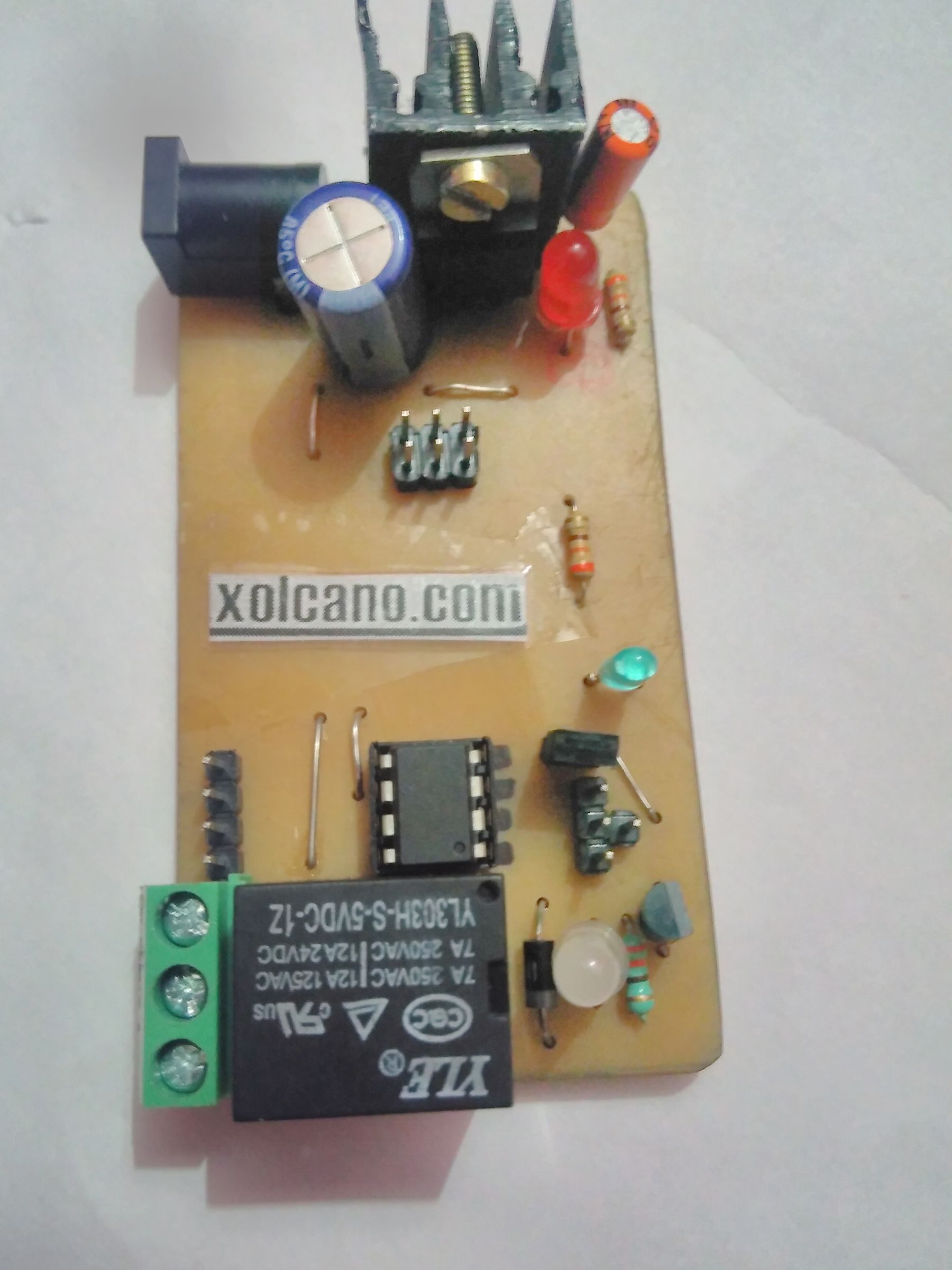 #DIY# a Complete Guide to Build Your Own ATtiny85 Project PCB With ...