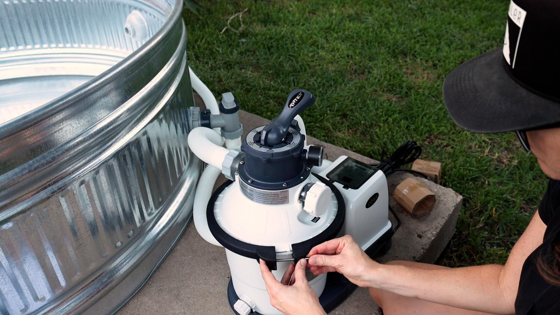 How to Make a Stock Tank Pool! Easy DIY Backyard Pool : 9 Steps (with ...