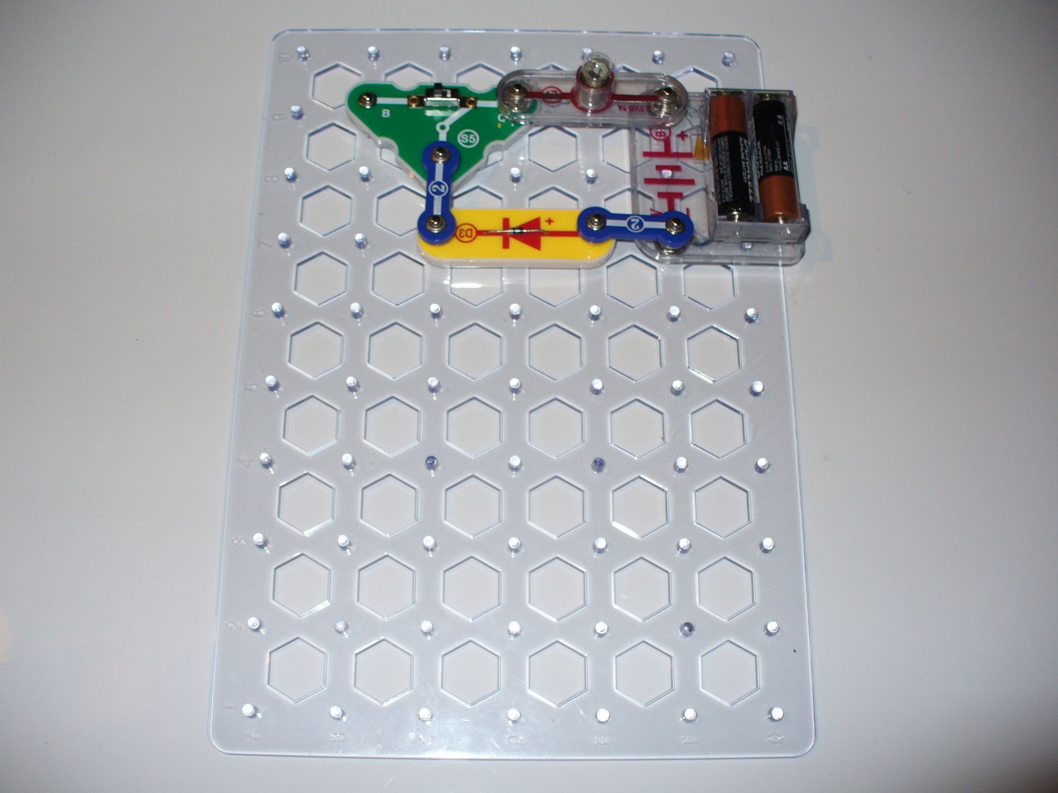 Introduction to the Diode Using Snap Circuits - Instructables