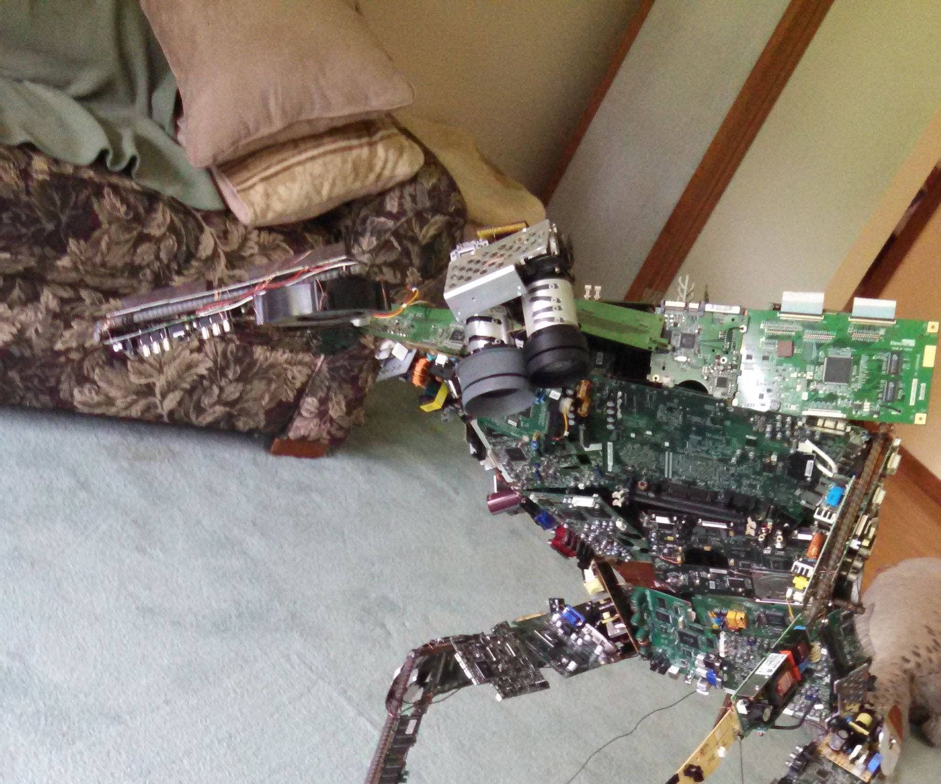 Robot Statue : 13 Steps - Instructables