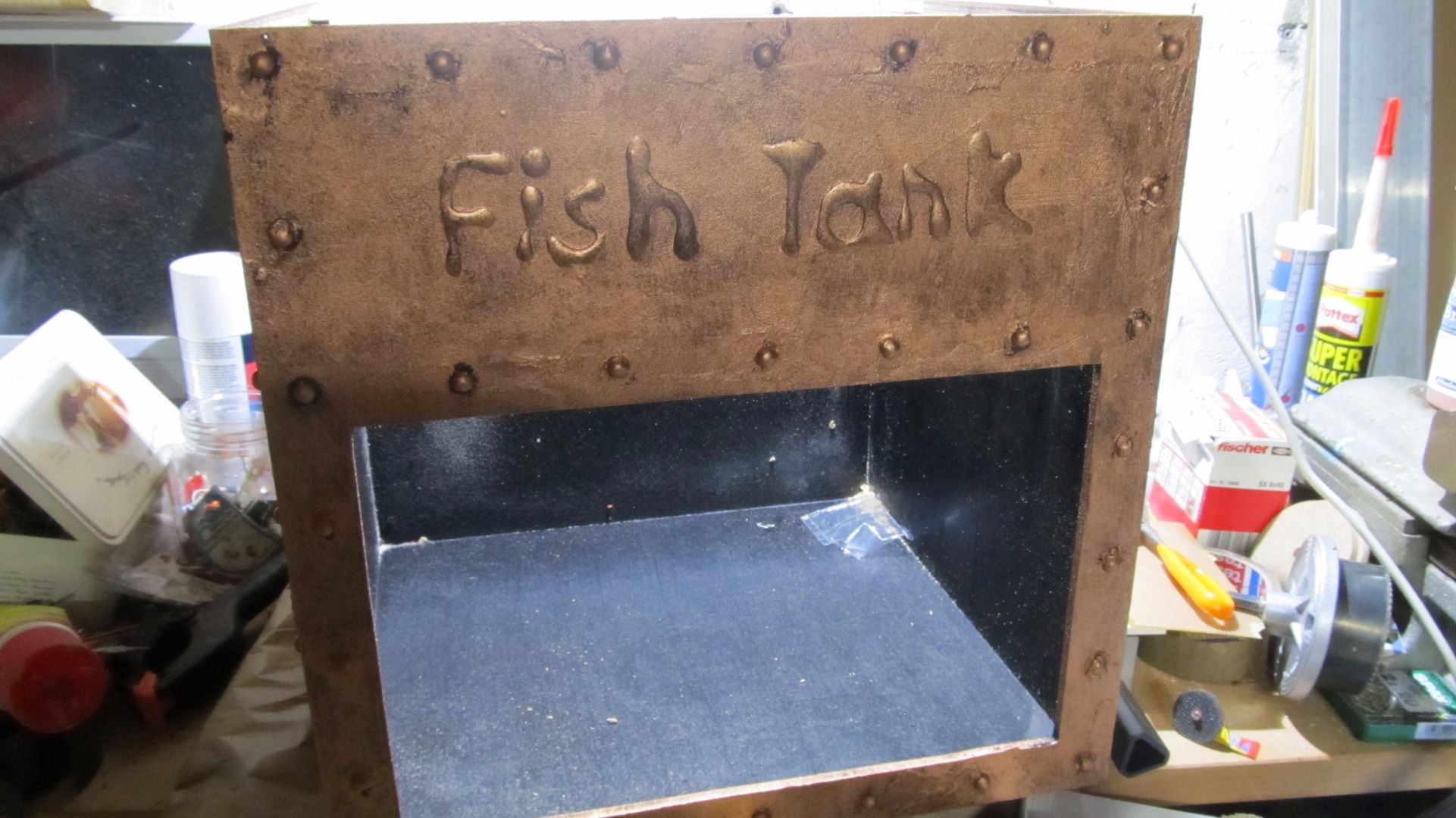 Haunted Fish Tank. : 6 Steps - Instructables