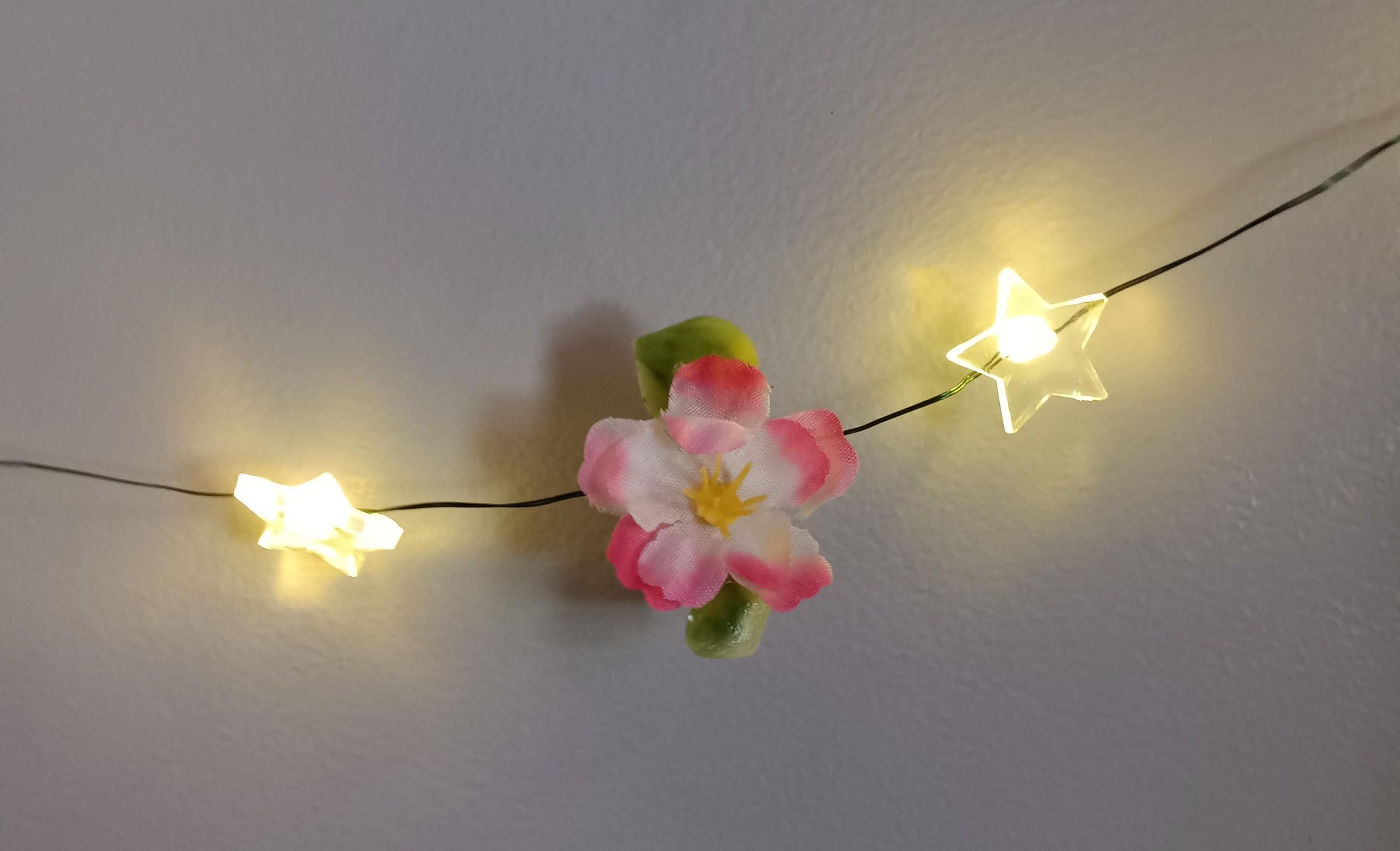 Decorative Clips to Hold Photos : 11 Steps - Instructables