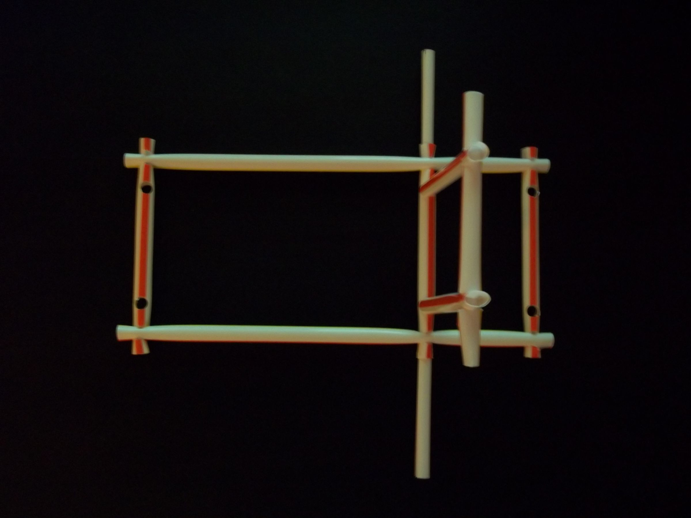 Trebuchet Catapult Using Only Fast Food Straws - Straw Builder Project ...