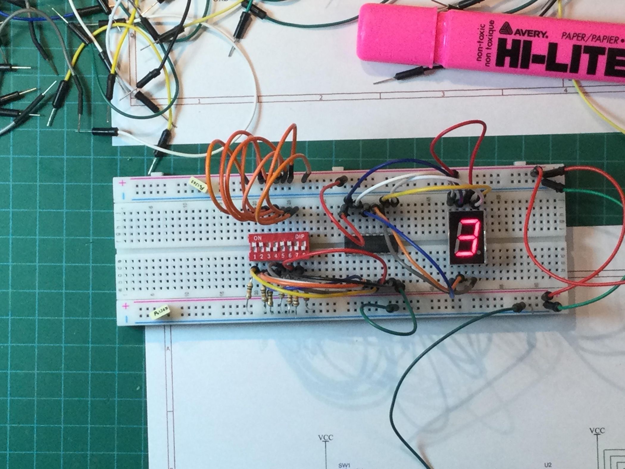CD4543 7-segment Decoder for Common Cathode (CC) and Common Anode (CA ...