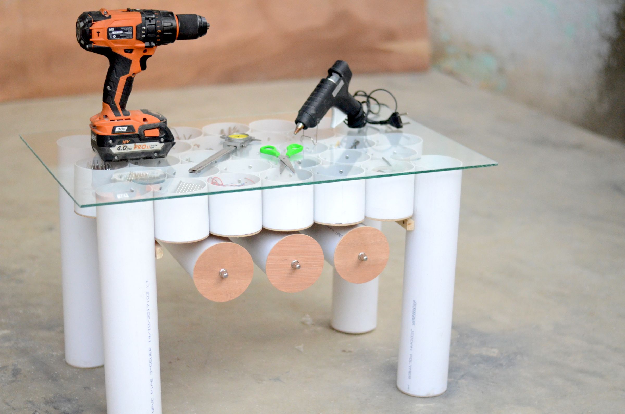 DIYers PVC Organizer Workbench/Table : 15 Steps (with Pictures ...