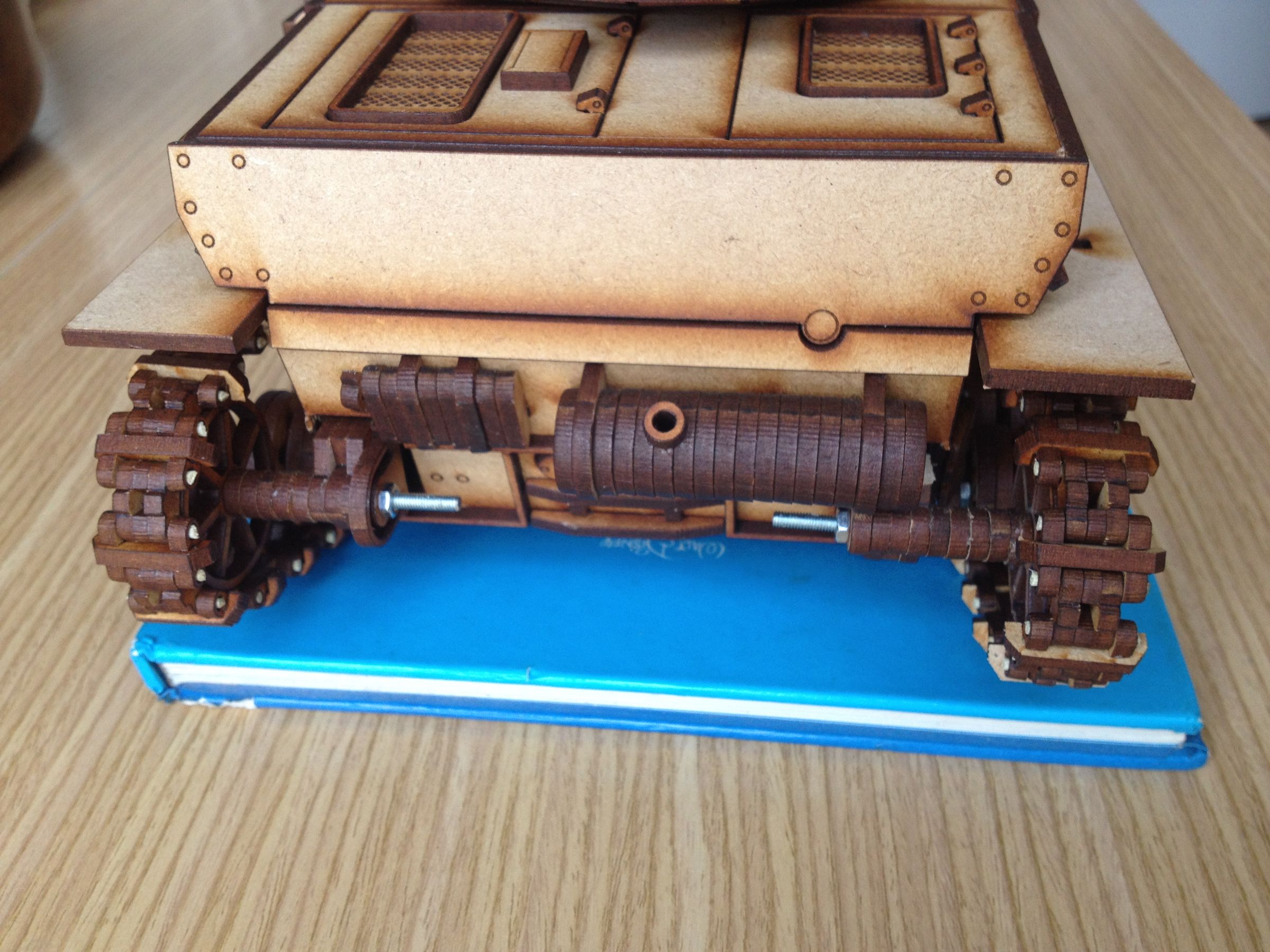 Carter's Lasercut Tank - Panzer IV G/H (motorized) : 10 Steps (with ...