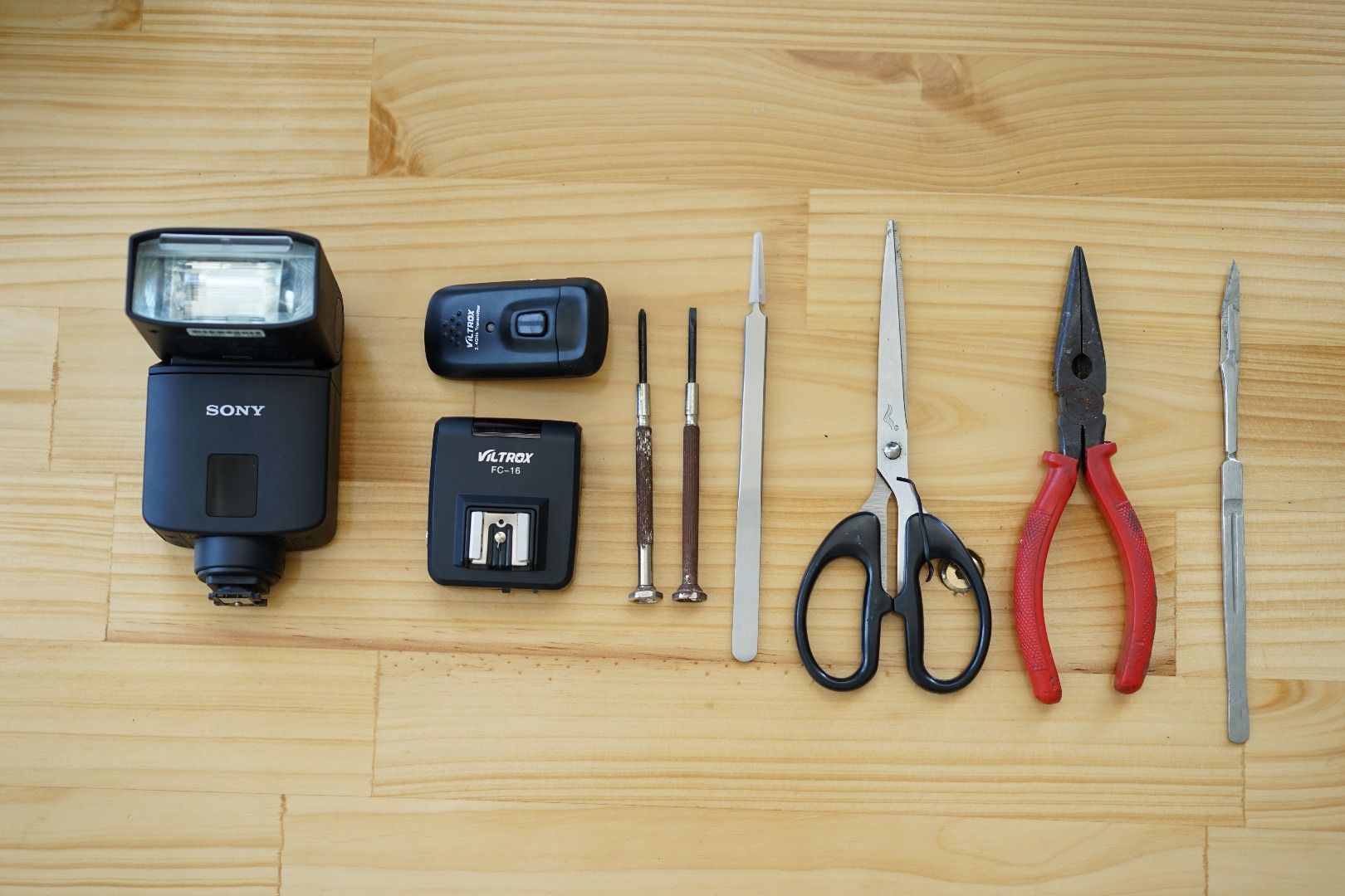 DIY Flash Trigger for Sony HVL-F32M/HVL-F43M - Instructables
