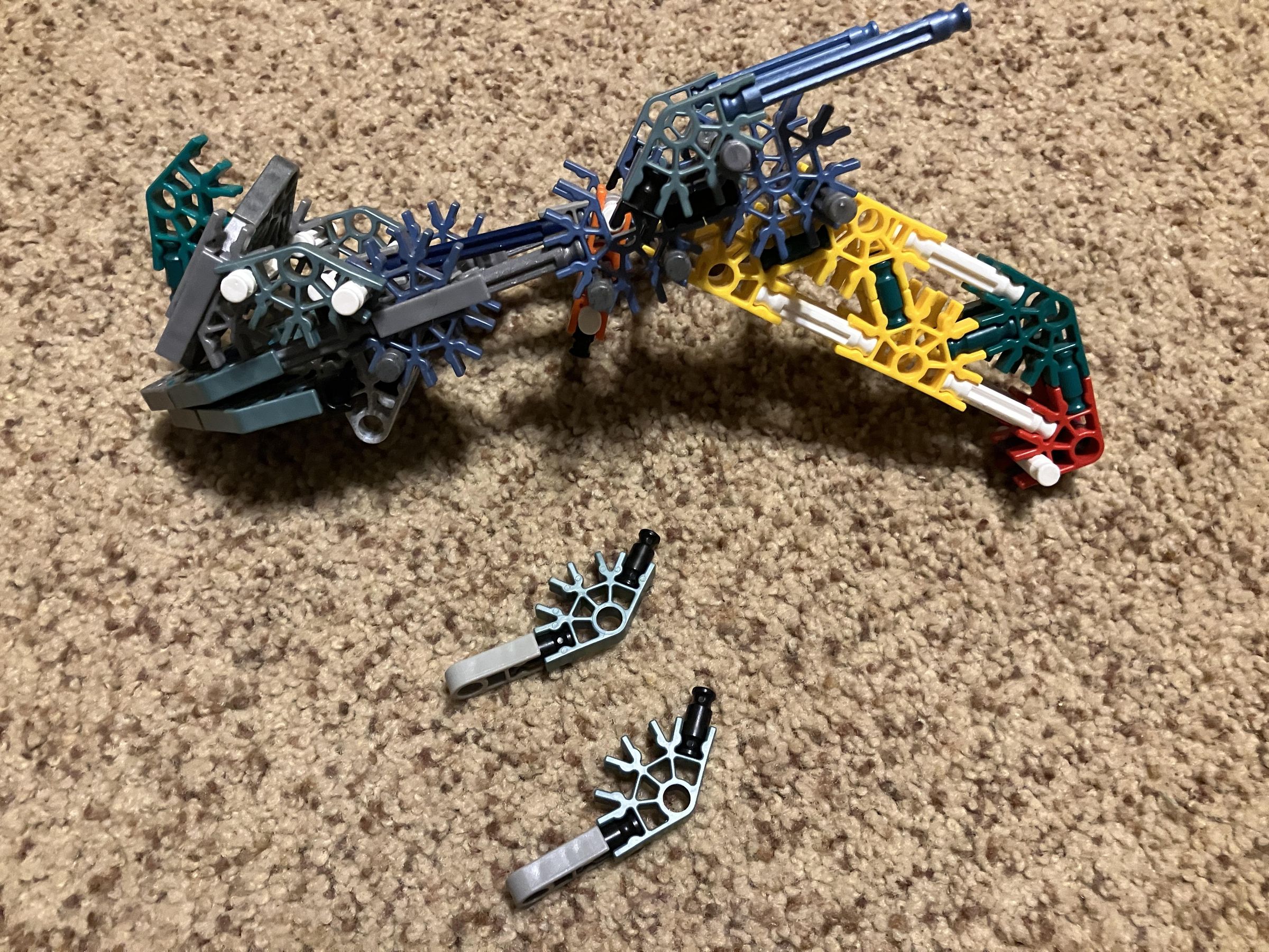 Eustace the Dragon, a K'nex Dragon Puppet : 7 Steps (with Pictures ...