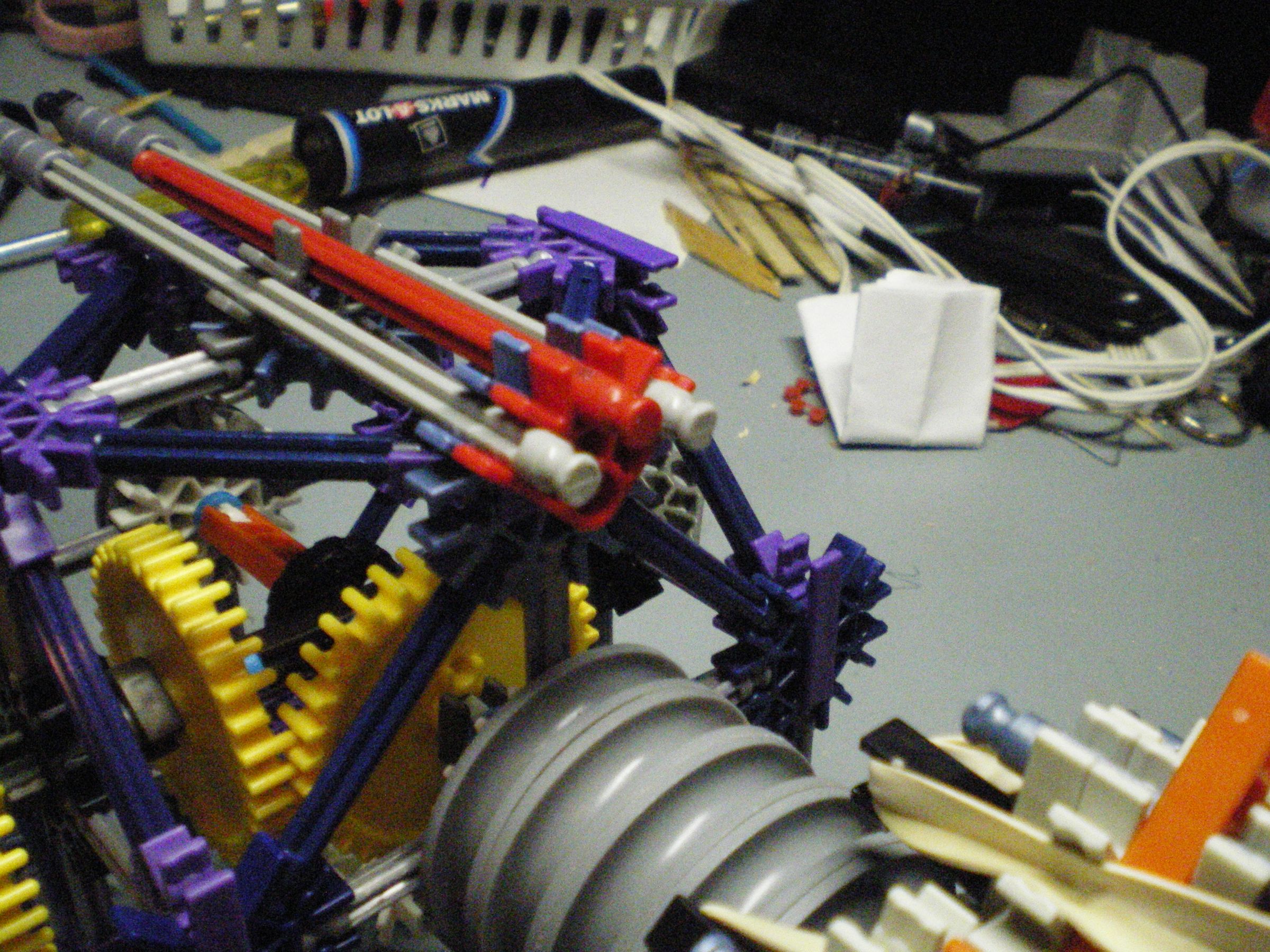 Knex 8-shot Hand Crank Gatling Gun - Instructables