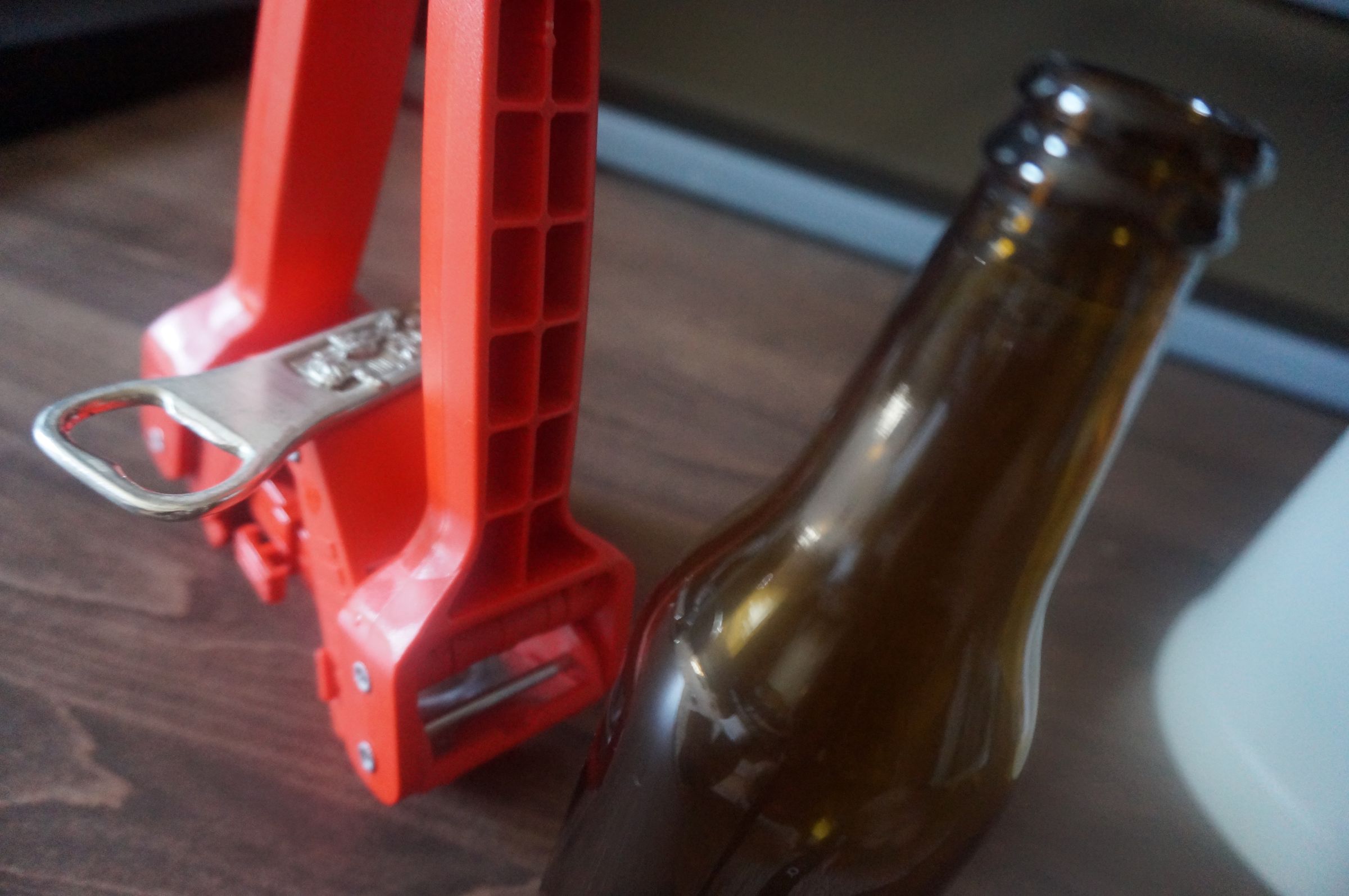 The Amazing Beer Bottle Cap Coffee Table : 8 Steps (with Pictures ...