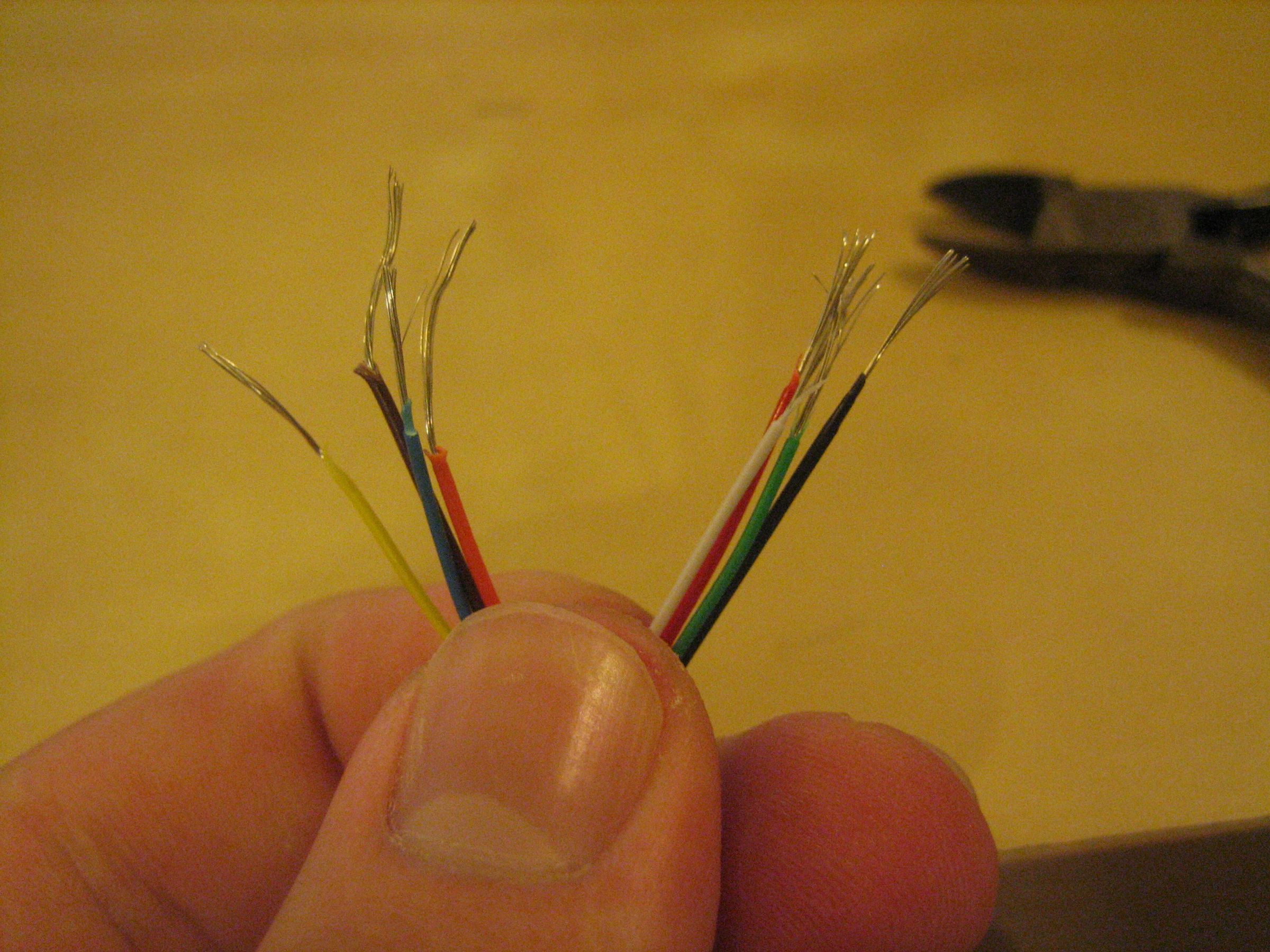 {THE INTEGRATED CARD READER} : 5 Steps - Instructables