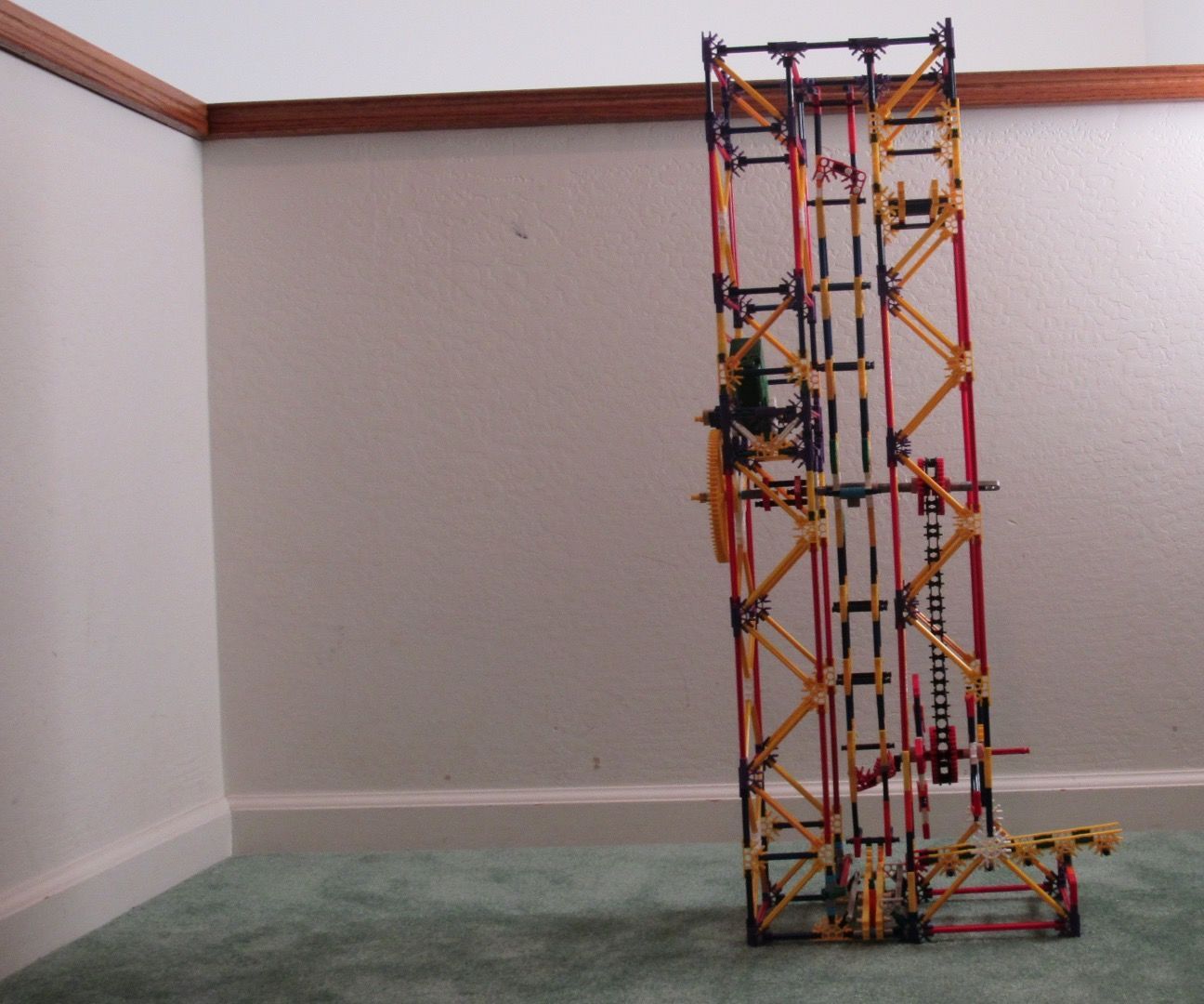 Short Start Arm Lift: a K'nex Ball Machine Lift : 13 Steps - Instructables