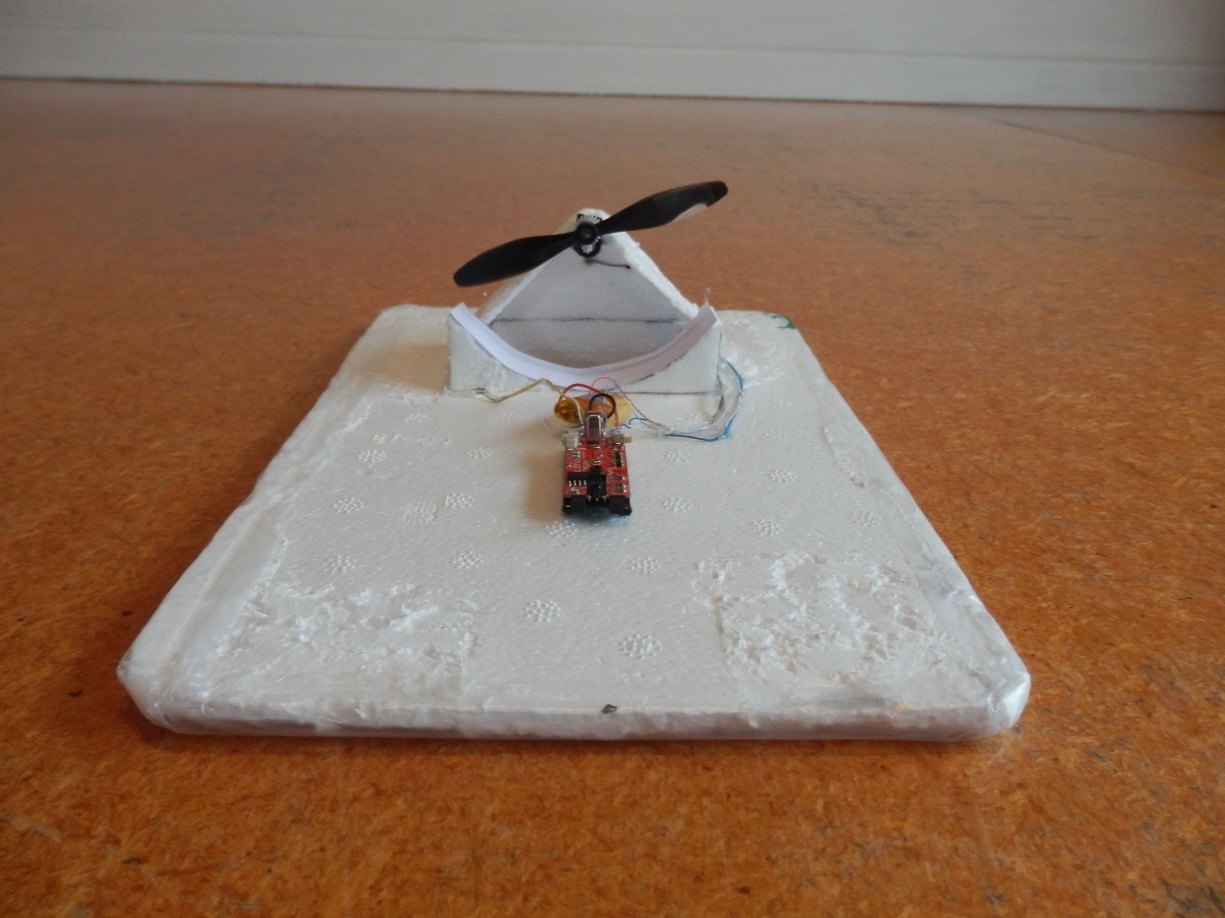 Microlight R/c Hovercraft : 4 Steps - Instructables