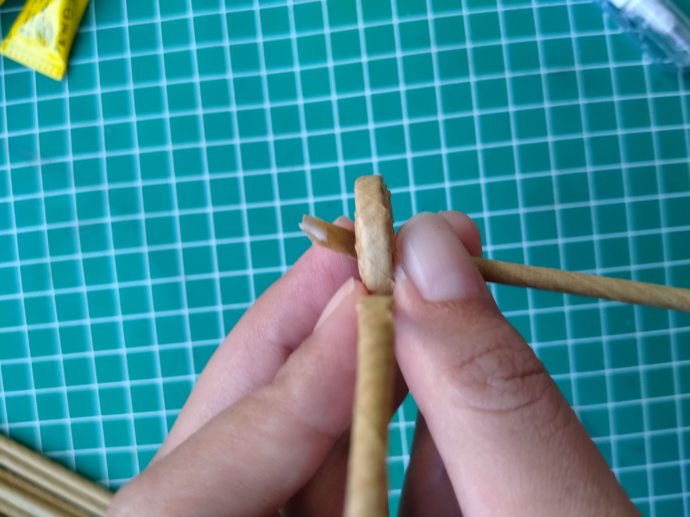 Weaving Round Handbag From Paper : 7 Steps (with Pictures) - Instructables