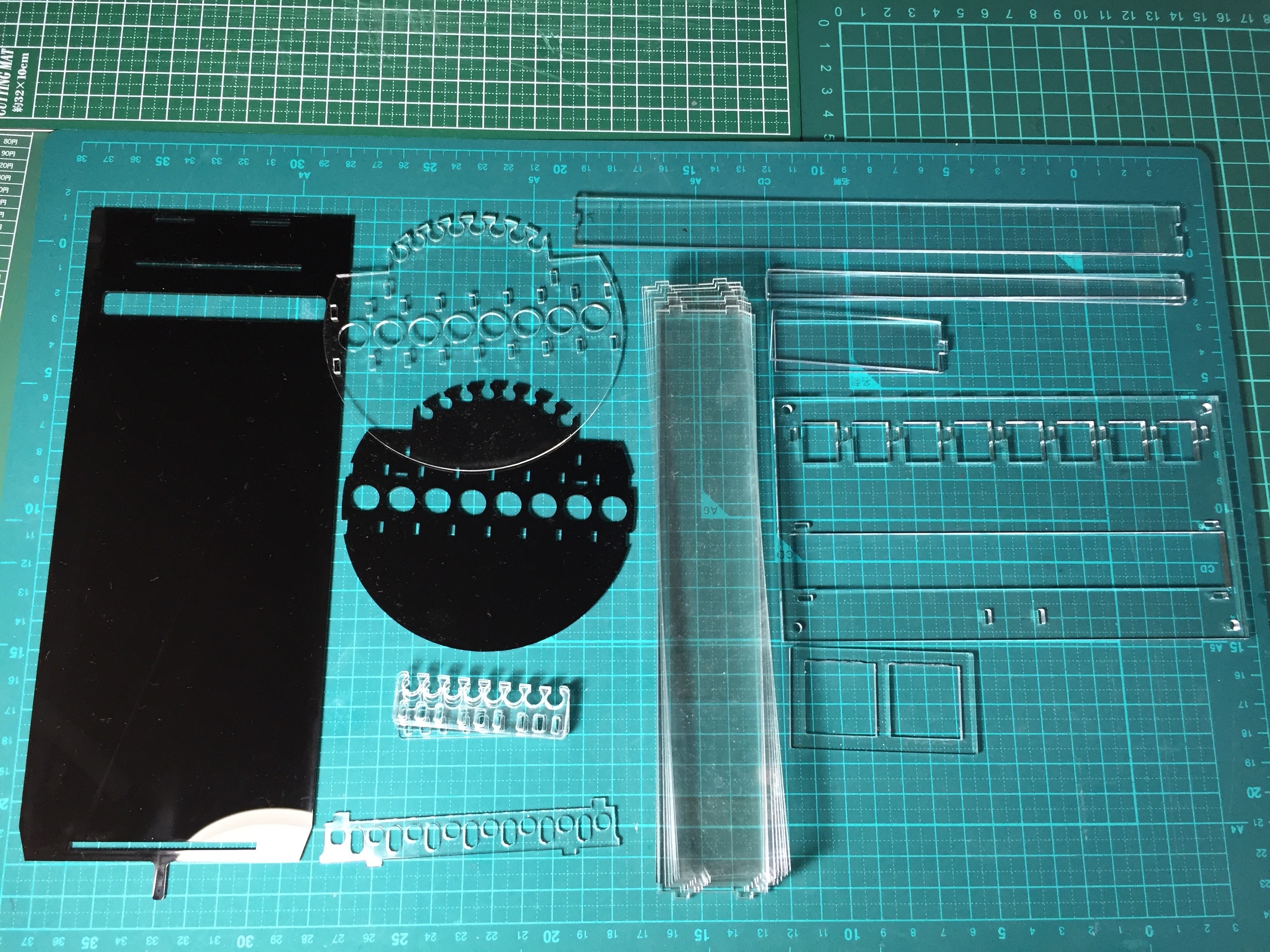 Glowing Air-Bubble Clock; Powered by ESP8266 : 7 Steps (with Pictures) - Instructables