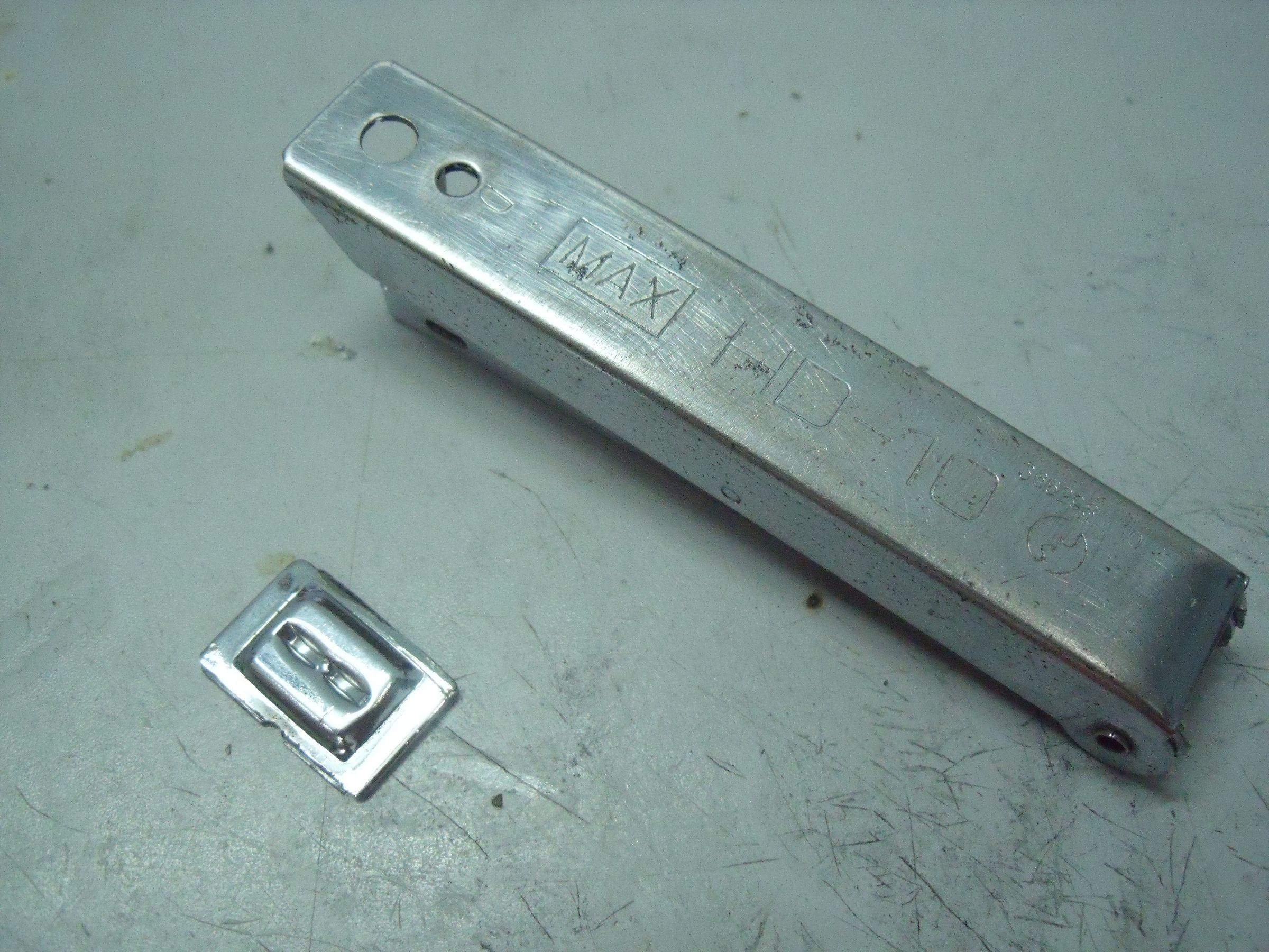 DIY Vertical Stapler : 4 Steps - Instructables