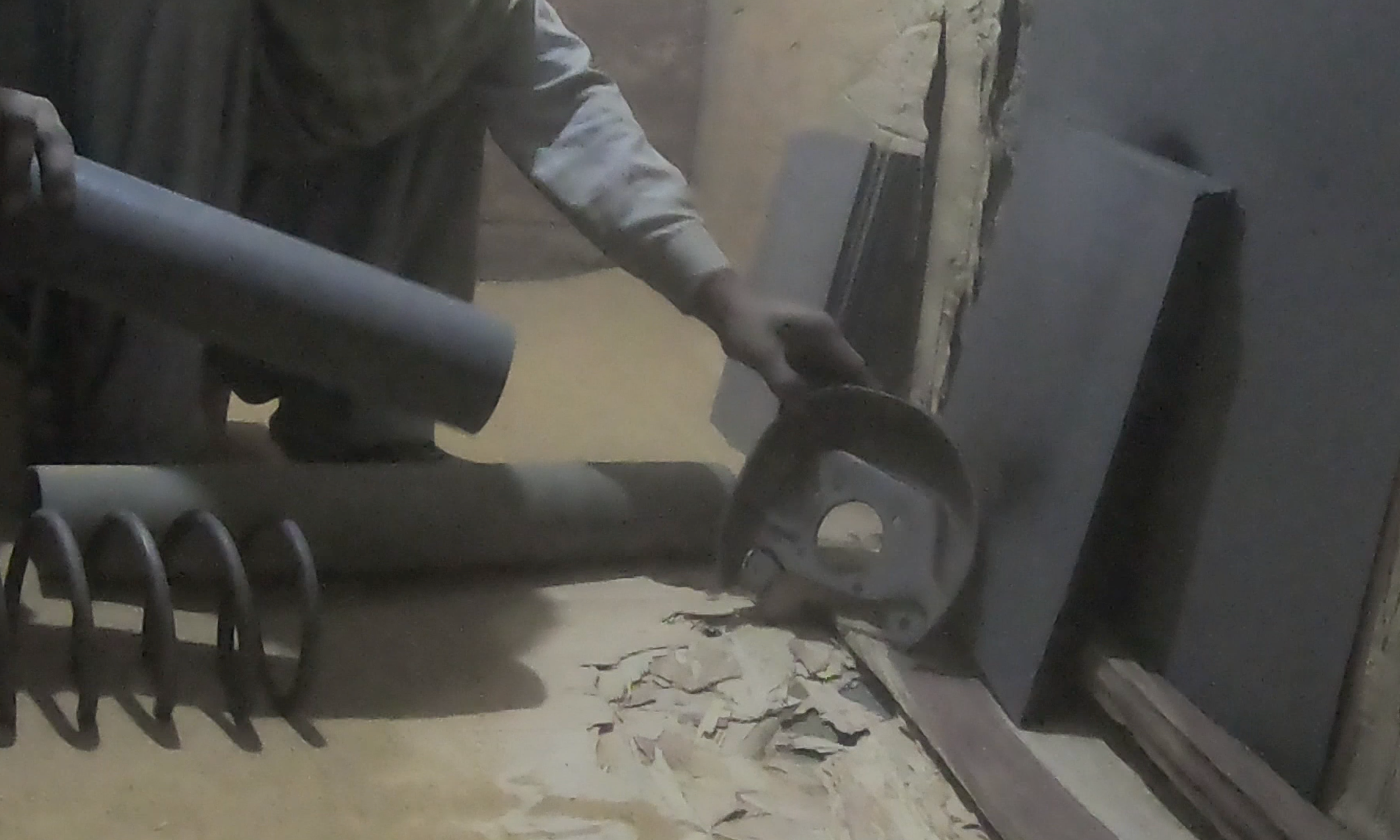 DIY Shock Absorber Stool : 9 Steps (with Pictures) - Instructables