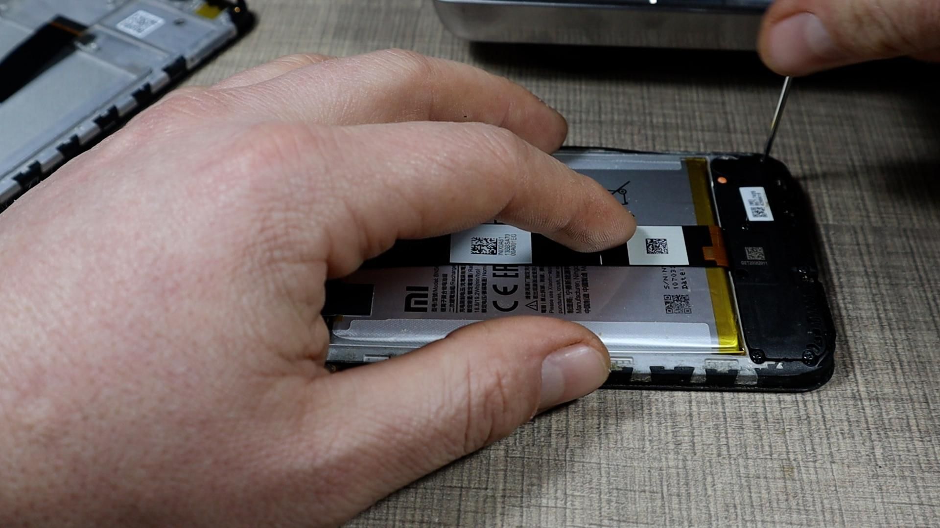Replace a Broken Screen on Redmi 9A Phone : 10 Steps (with Pictures ...