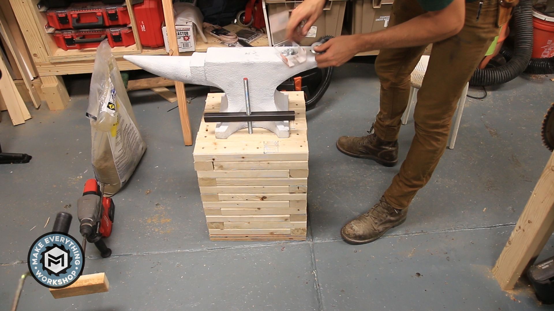 How To: 100lb Anvil Stand : 12 Steps (with Pictures) - Instructables