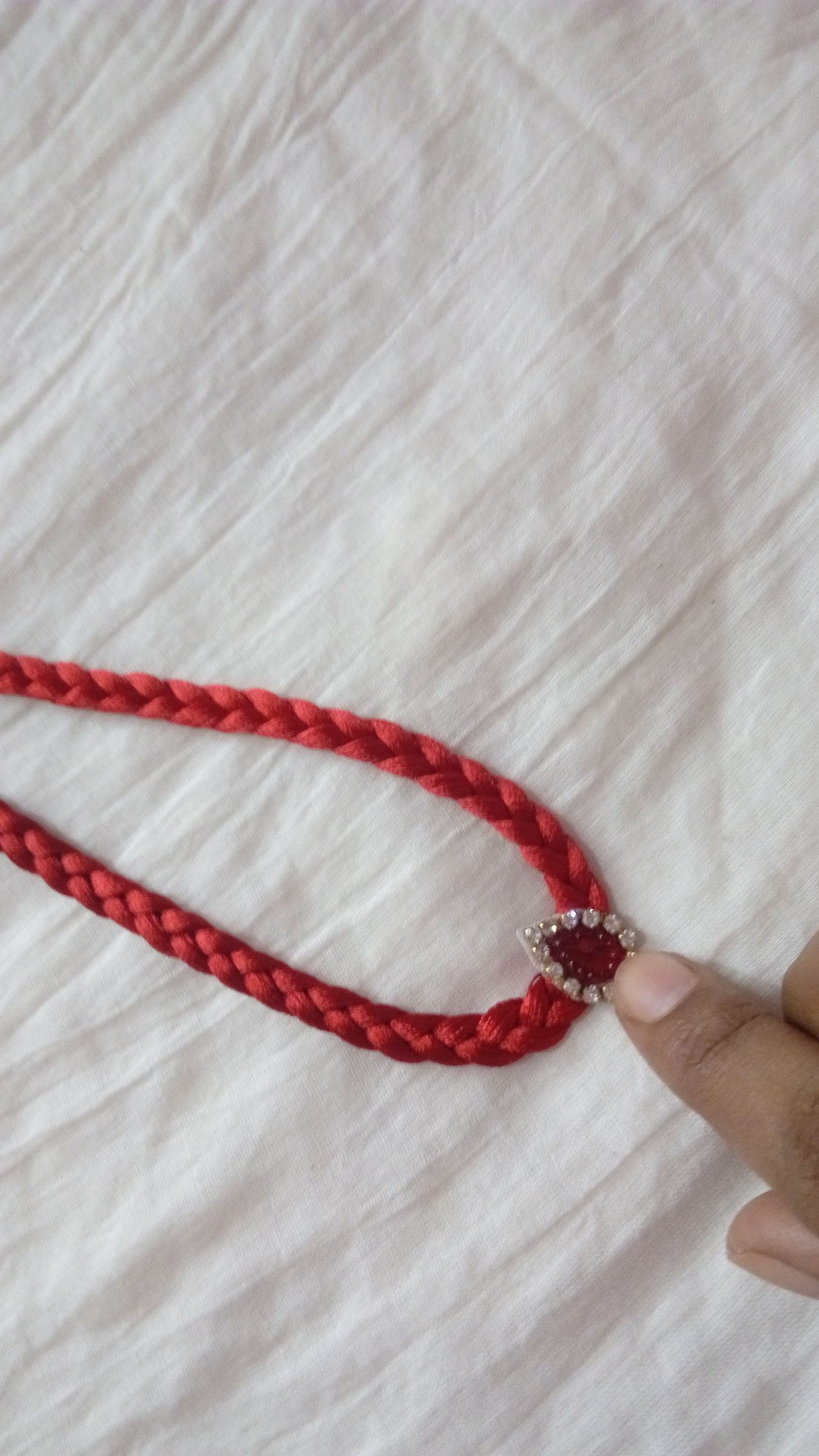 How to Make a Silk Thread Necklace : 5 Steps (with Pictures ...