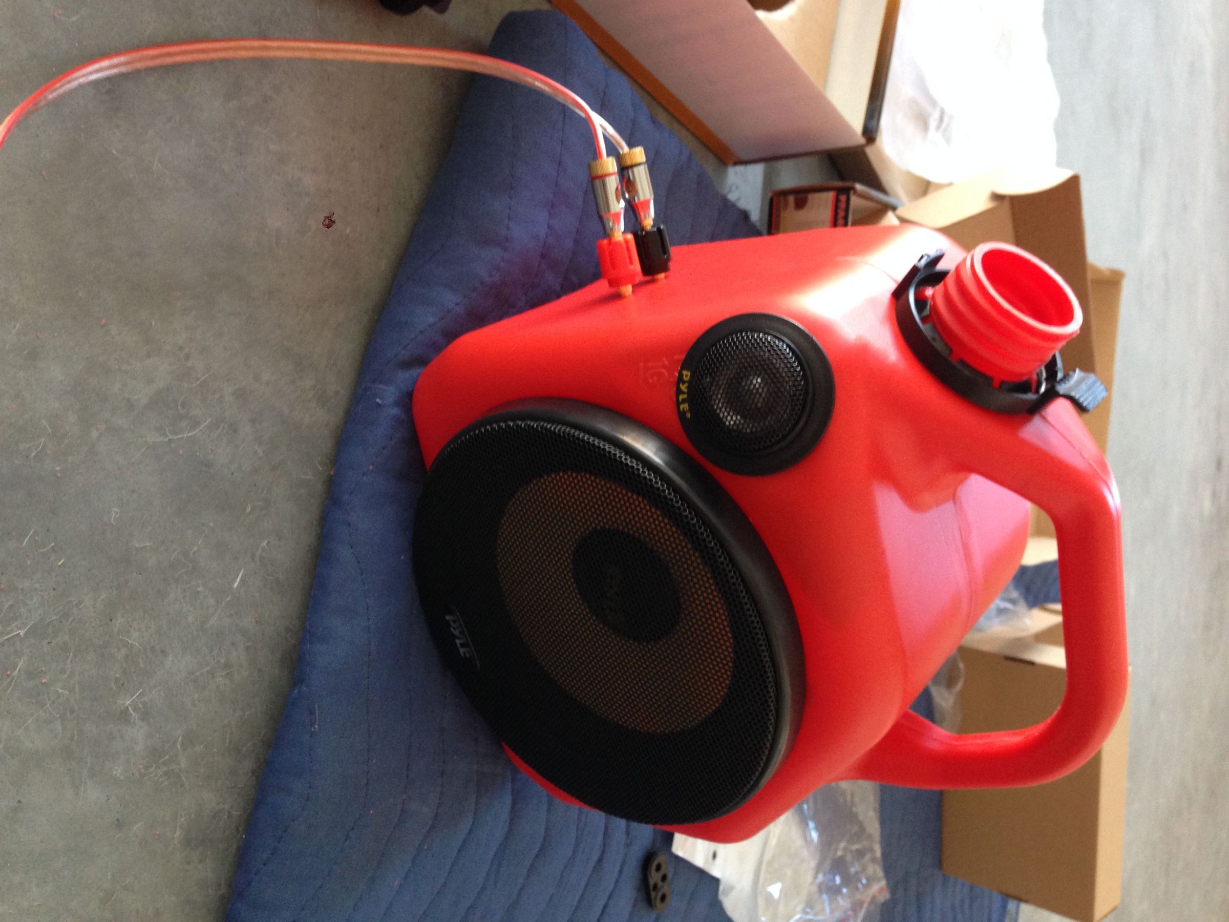 Gas Can Speakers : 5 Steps (with Pictures) - Instructables
